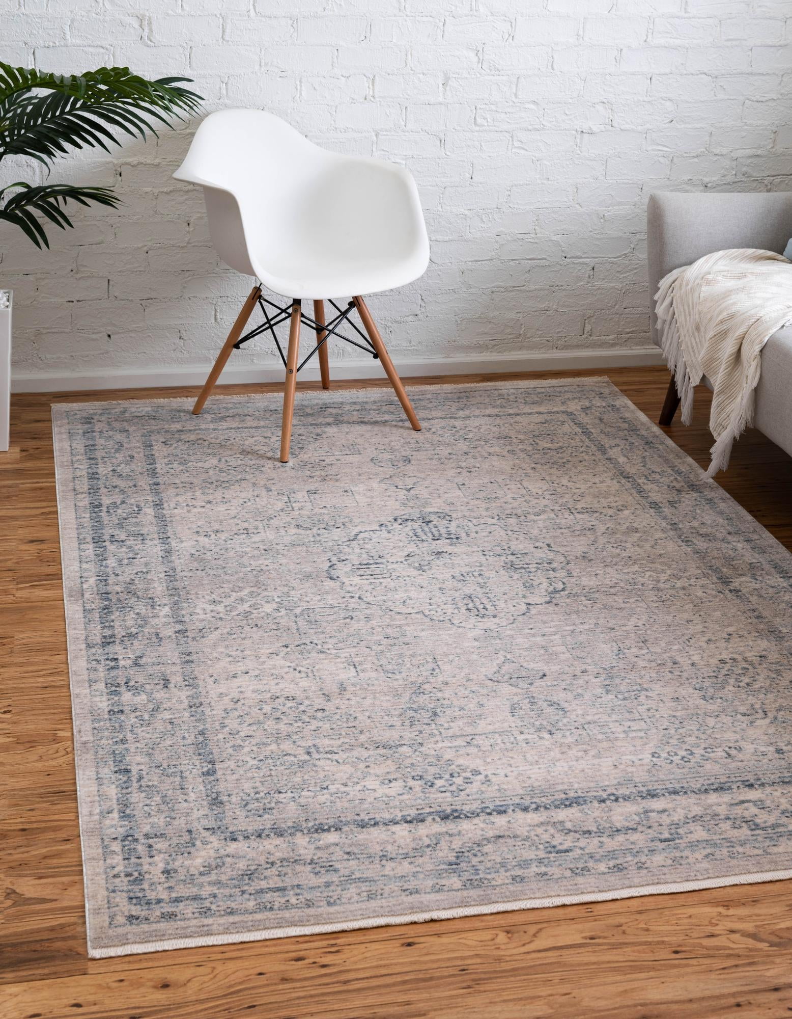 Rugs.com Noble Collection Rug – 8' x 10' Ivory Medium Rug Perfect For ...