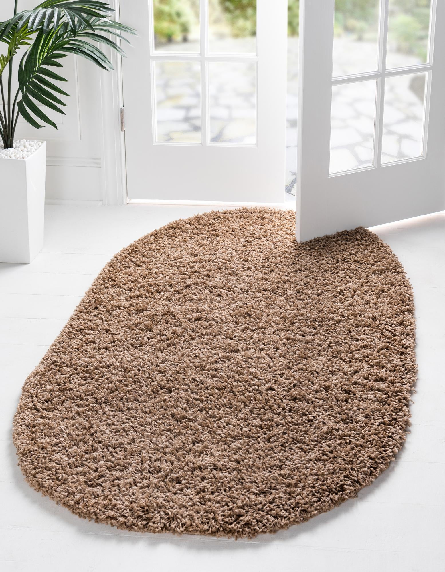 Rugs.com Solid Shag Collection Rug – 3' x 5' Oval Sandy Brown Shag Rug ...