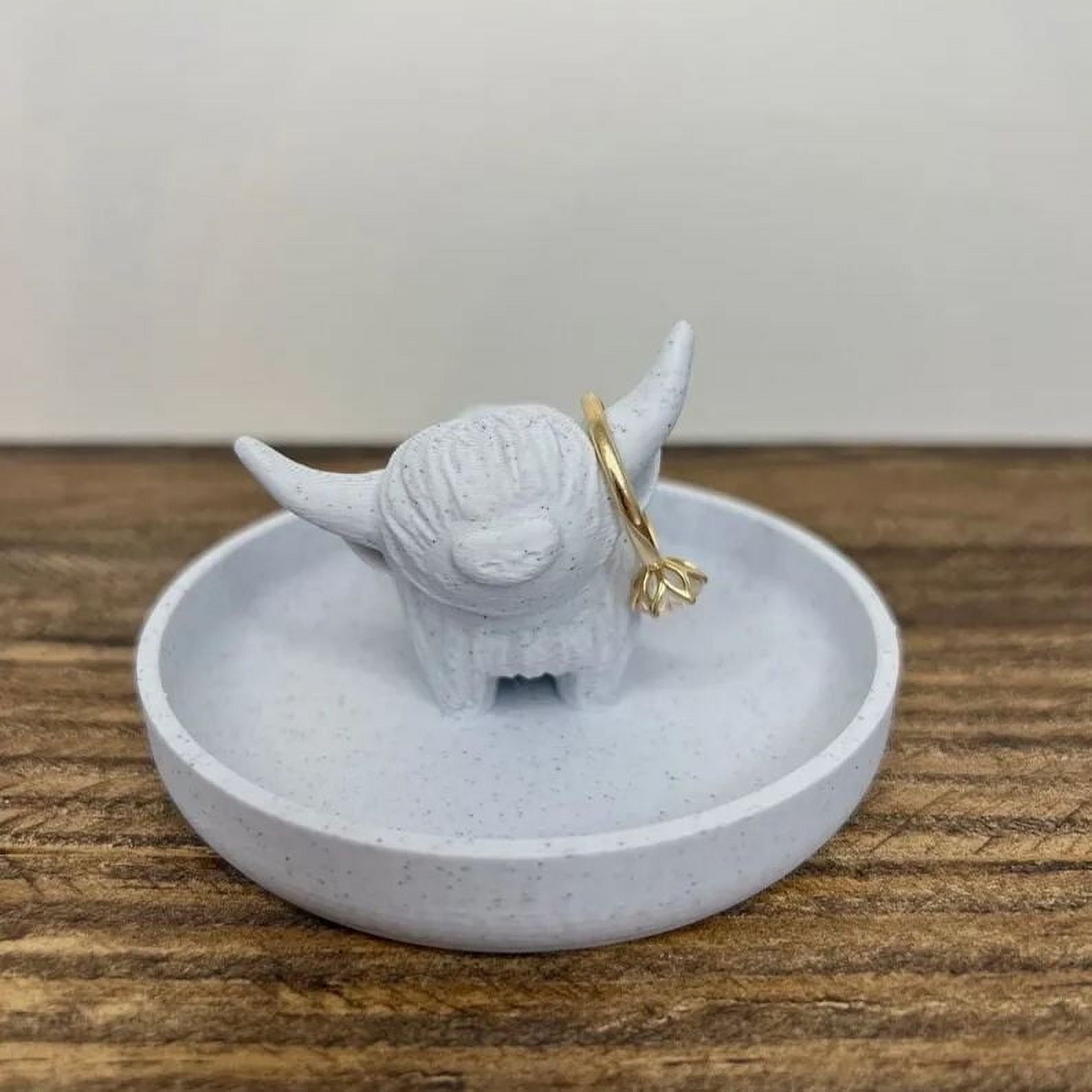 RuiJiao Highland Cow Ring Holder with Circular Dish, Farmhouse ...