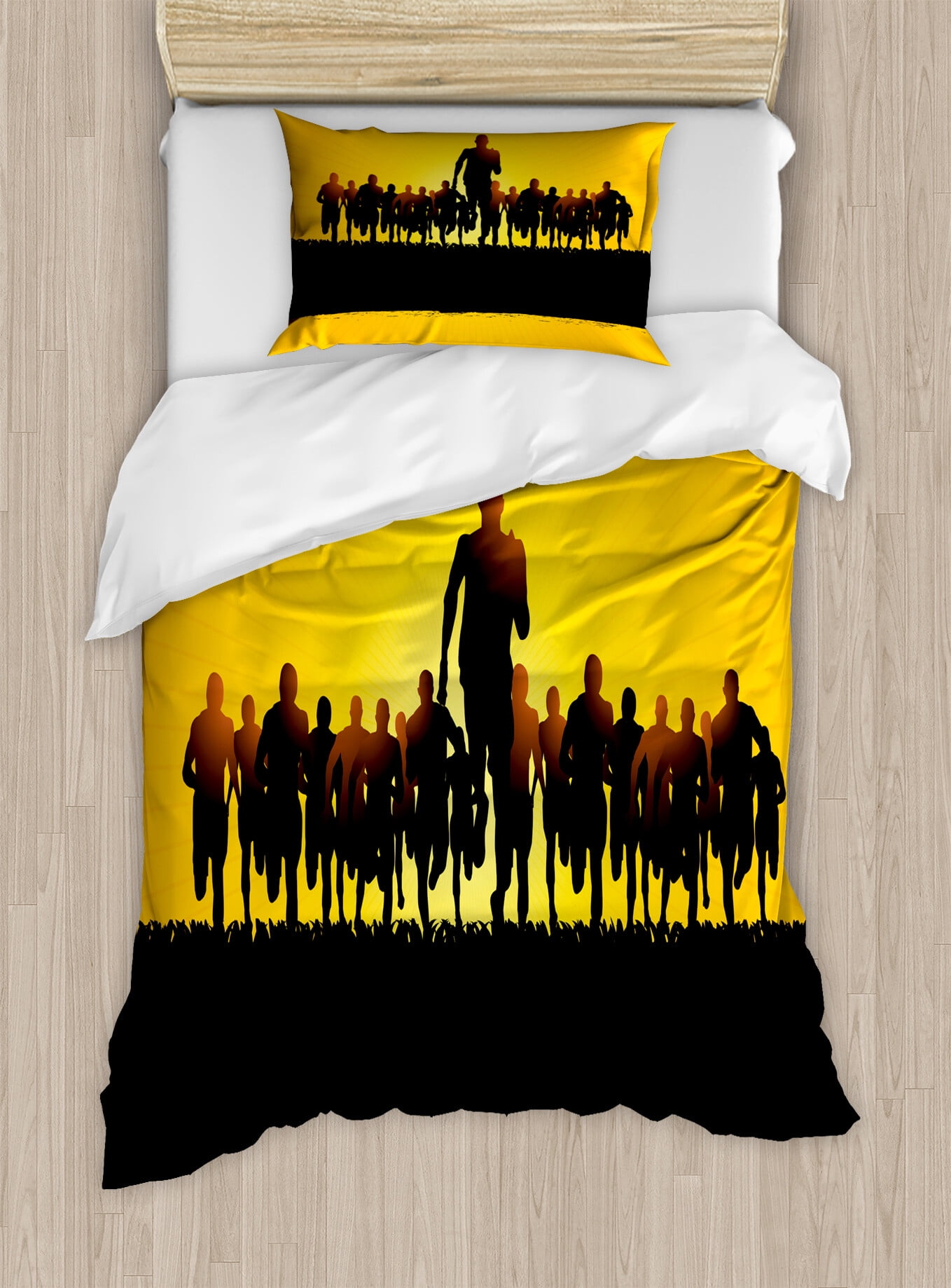 Running Duvet Cover Set, Marathon Runners on a Sunburst Effect ...