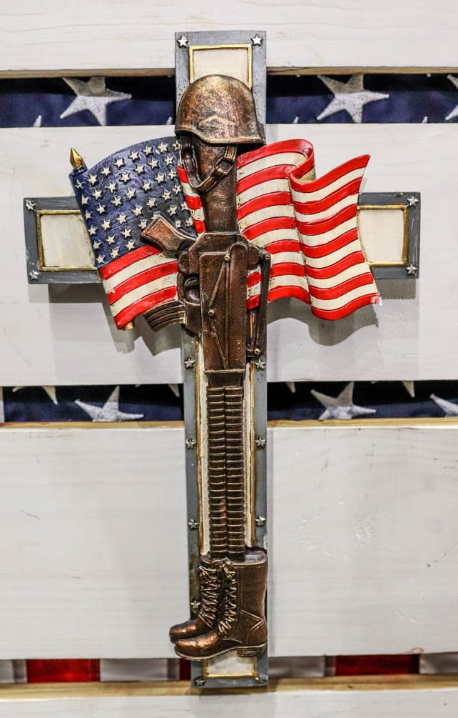 Rustic USA Flag American Fallen Soldier Helmet Rifle Boots Memorial ...