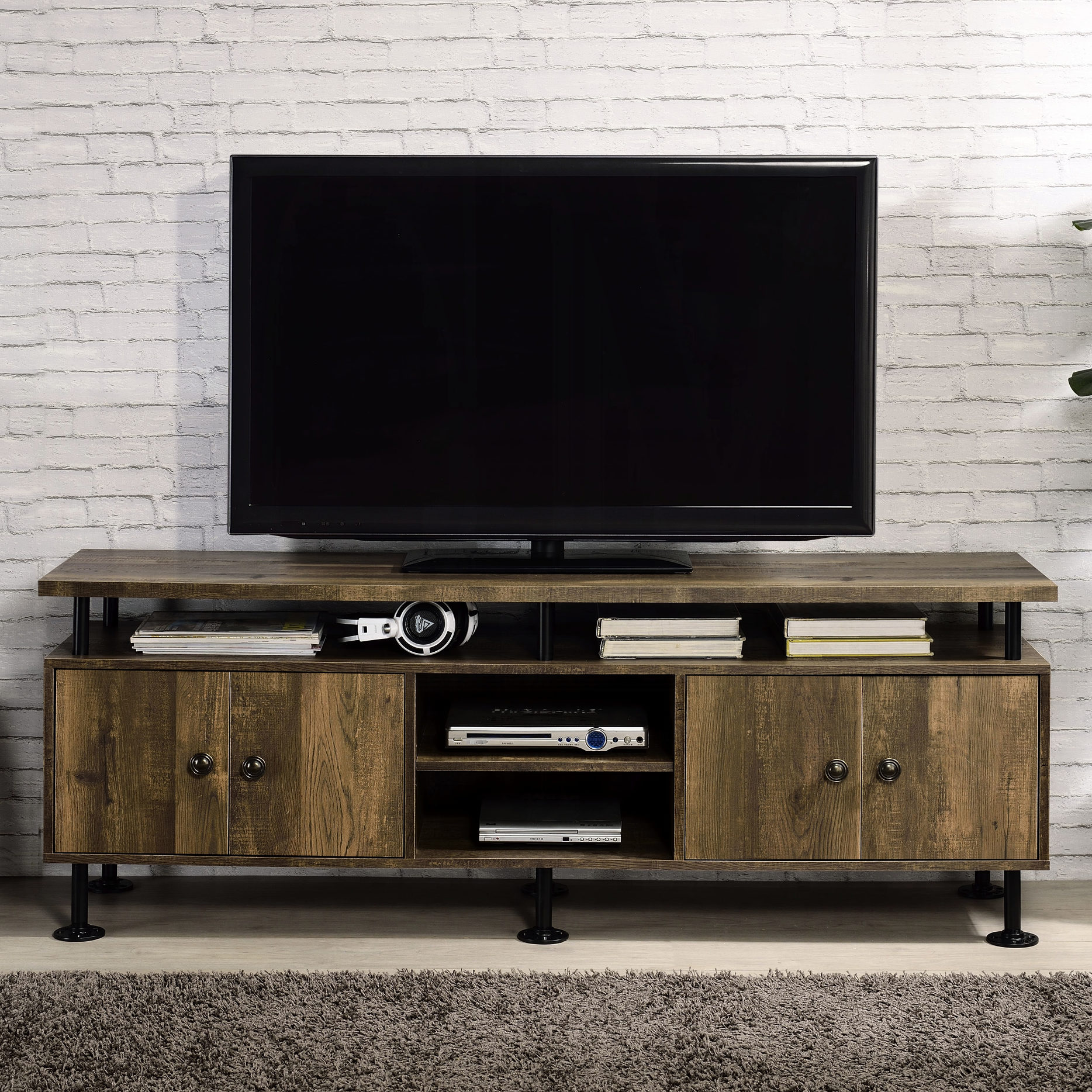 Rustic metal TV stand with four doors and compartments for 60-inch TV ...