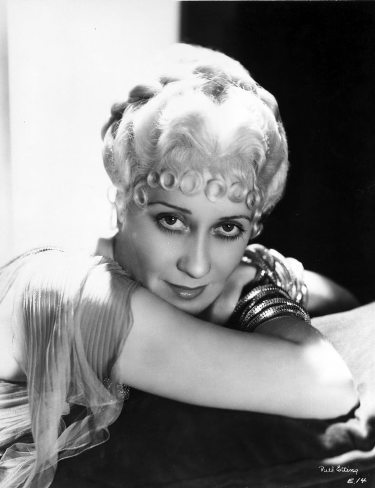 Ruth Etting on a Lace Leaning Portrait Photo Print (8 x 10) - Walmart.com