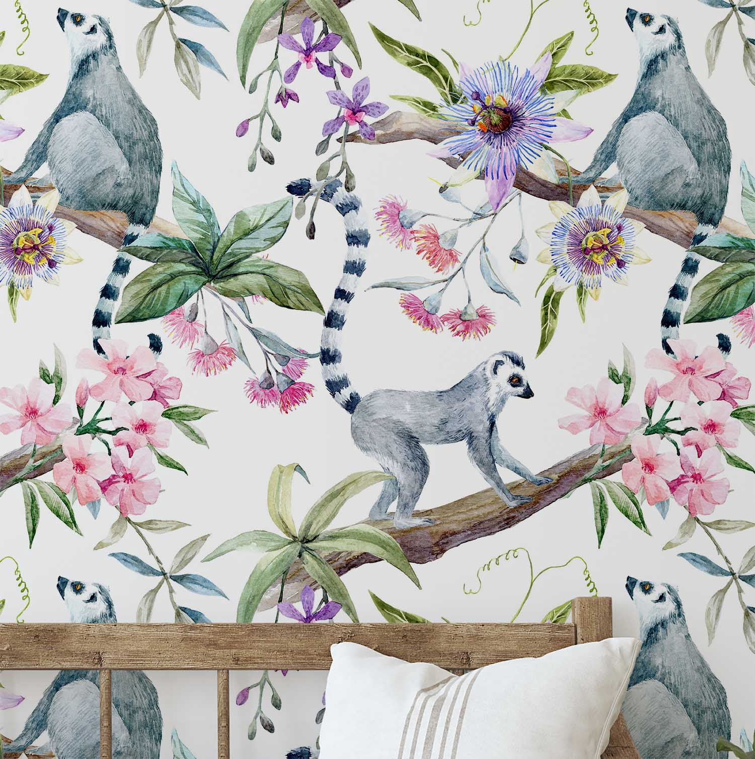 S4Sassy Peel And Stick Wall Covering, Animal & Floral Removable ...