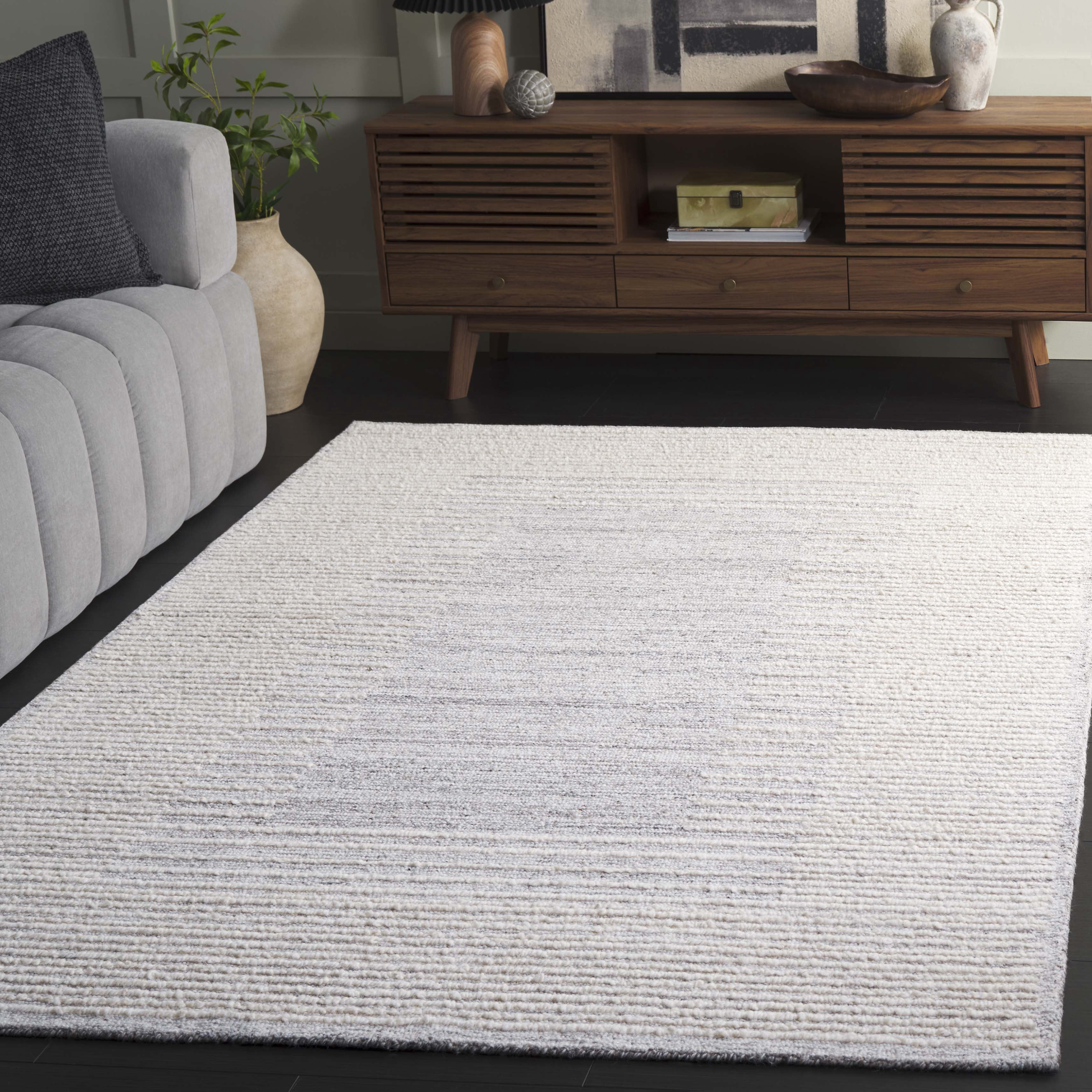 SAFAVIEH Abstract Juliet Solid Color Area Rug, Gray/Ivory, 6' x 6 ...