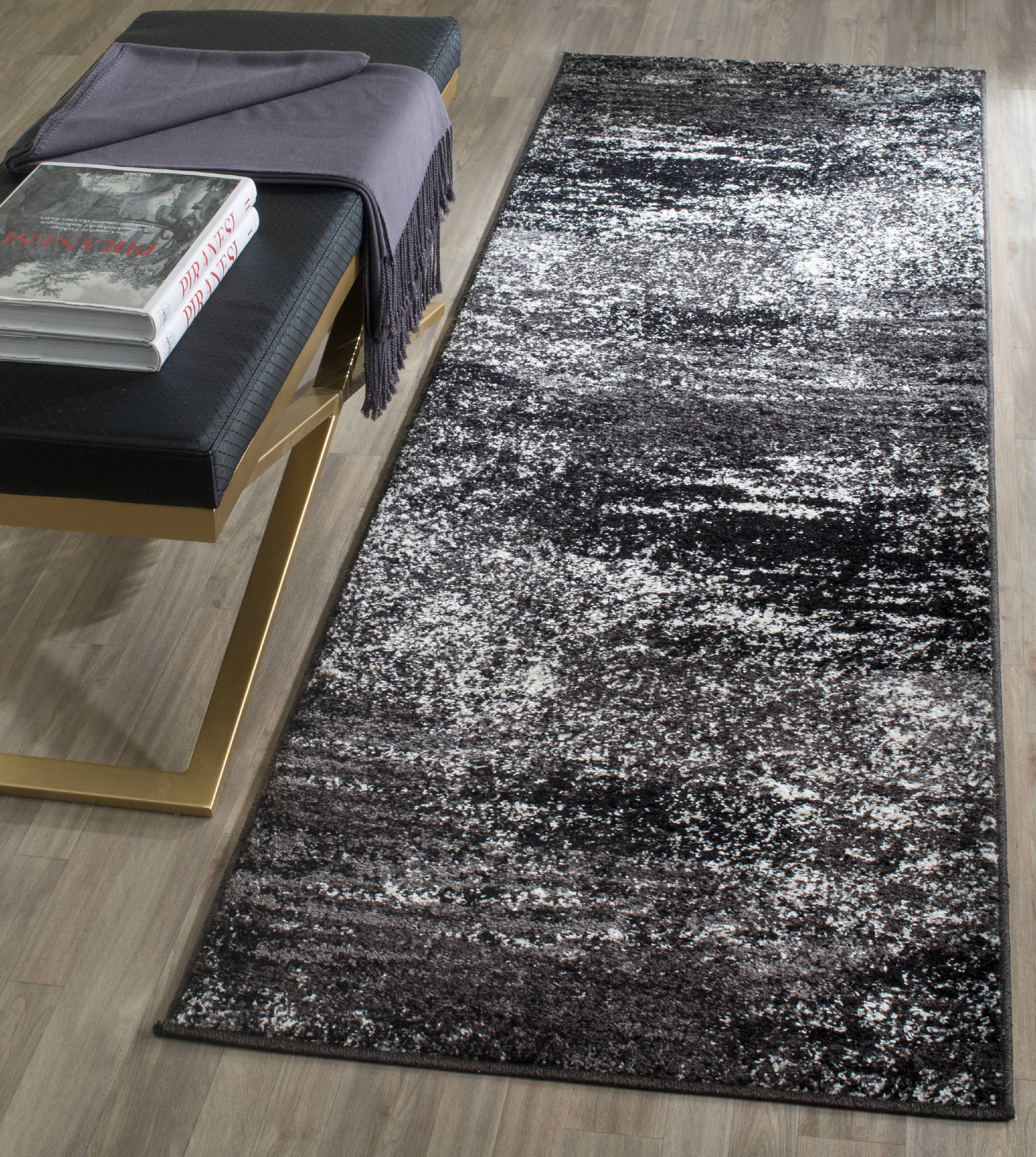 SAFAVIEH Chelsea Ema Floral Wool Runner Rug, Black, 2'6" x 6' - Walmart.com