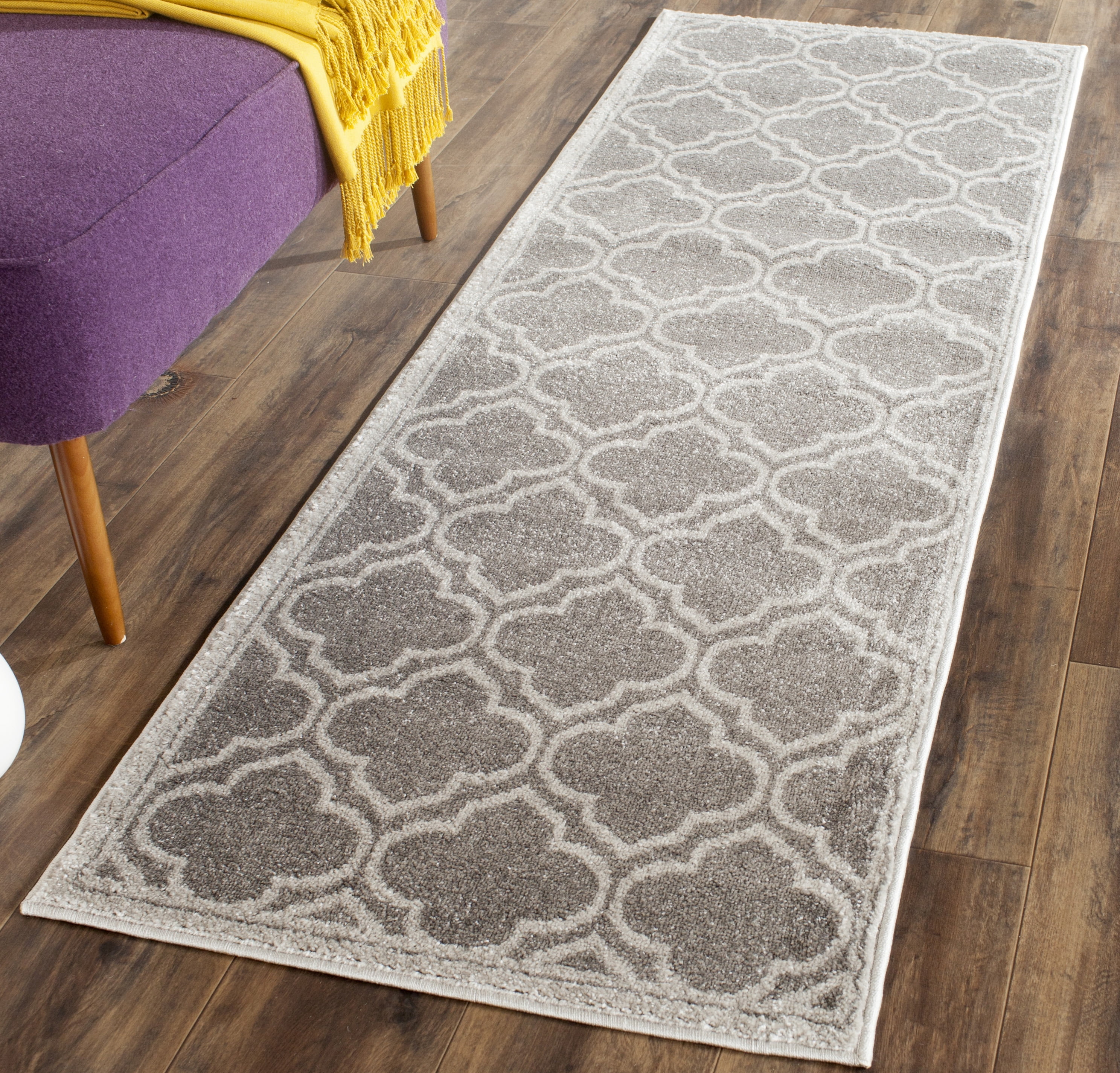 Safavieh Amherst Wilson Geometric Runner Rug, Gray/Light Gray, 2'3" x ...
