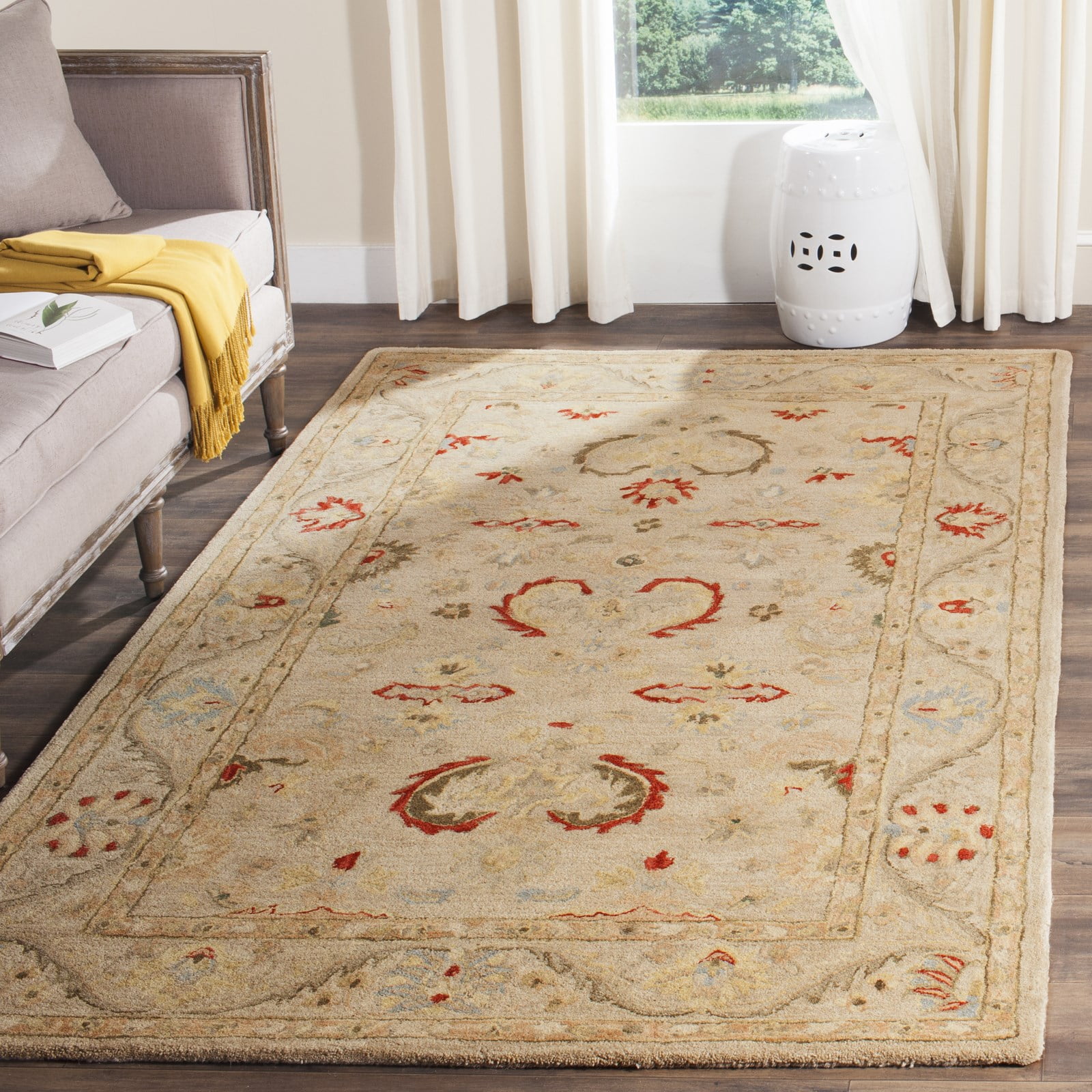 SAFAVIEH Anatolia Samantha Traditional Wool Area Rug, Beige, 4' x 6 ...