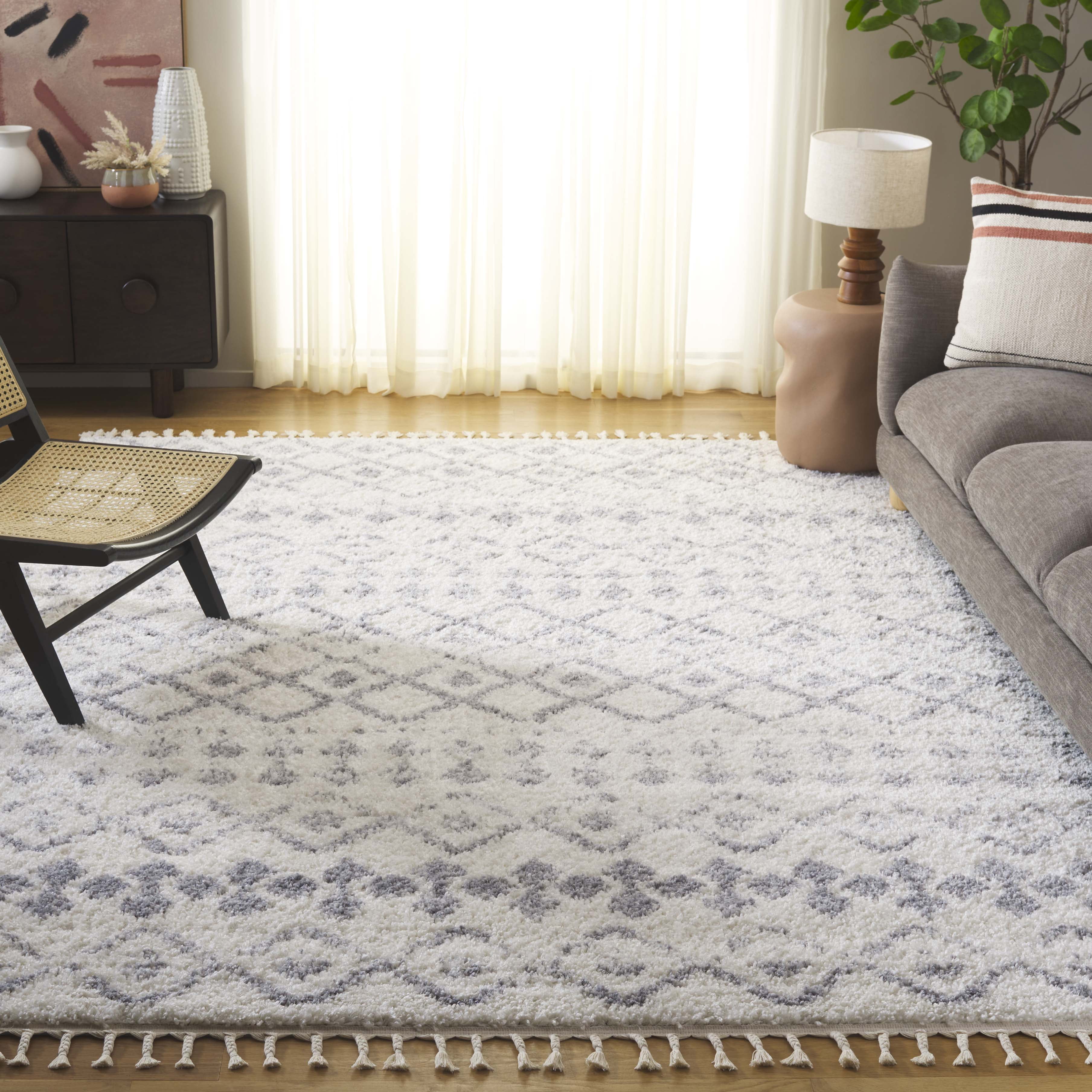 SAFAVIEH Berber Fringe Vinal Aztec Shag Area Rug, Ivory/Gray, 9' x 12 ...