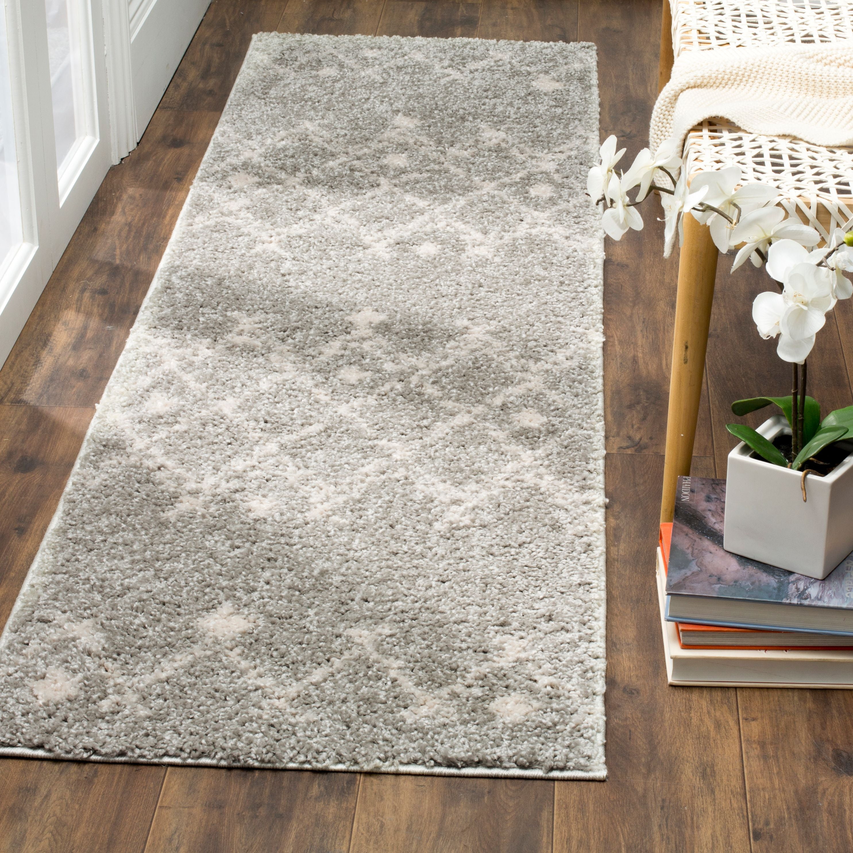 SAFAVIEH Berber Shag BER164B Light Grey / Cream Rug - Walmart.com