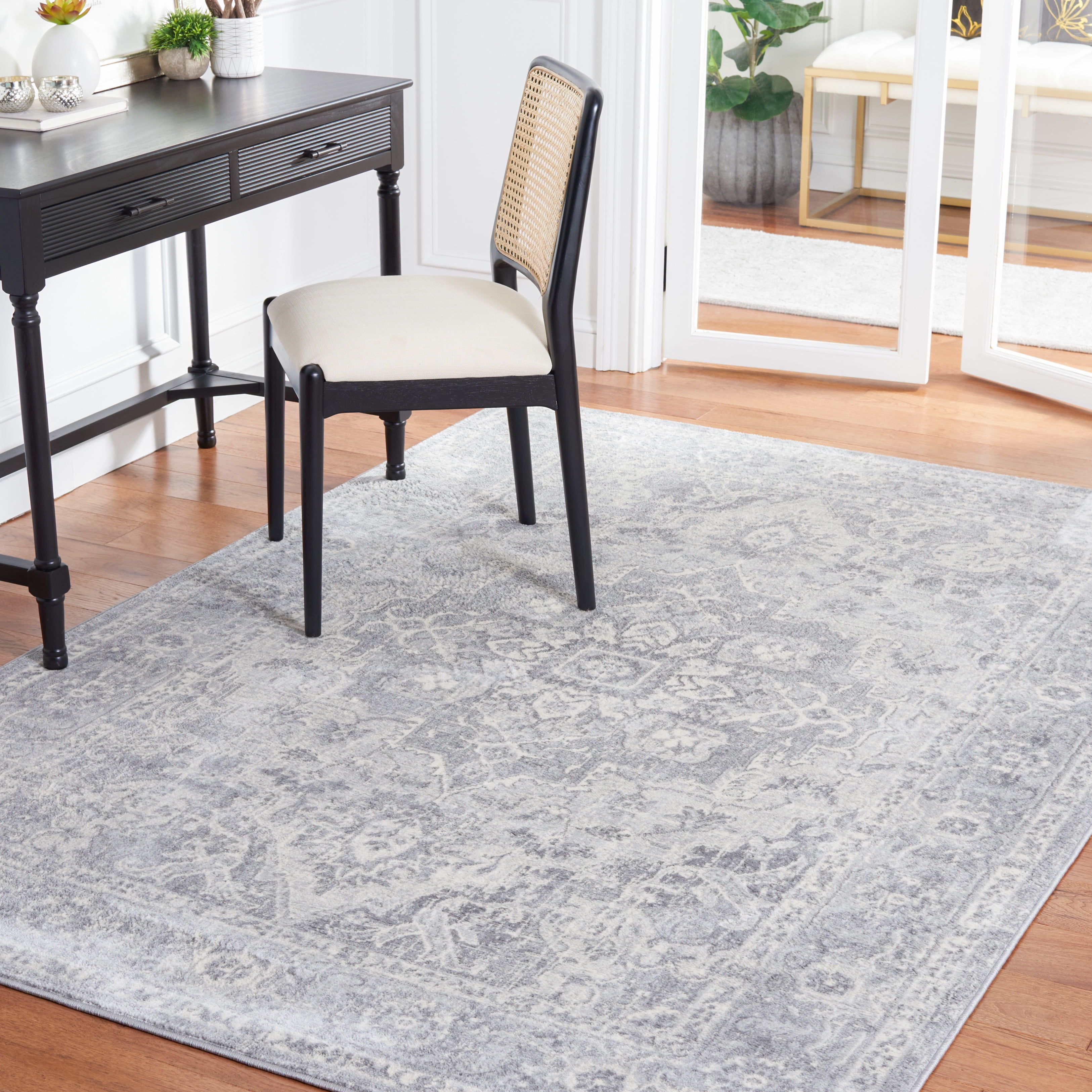 SAFAVIEH Brentwood Emalee Oriental Area Rug, Gray/Light Gray, 5'3" x 7 ...