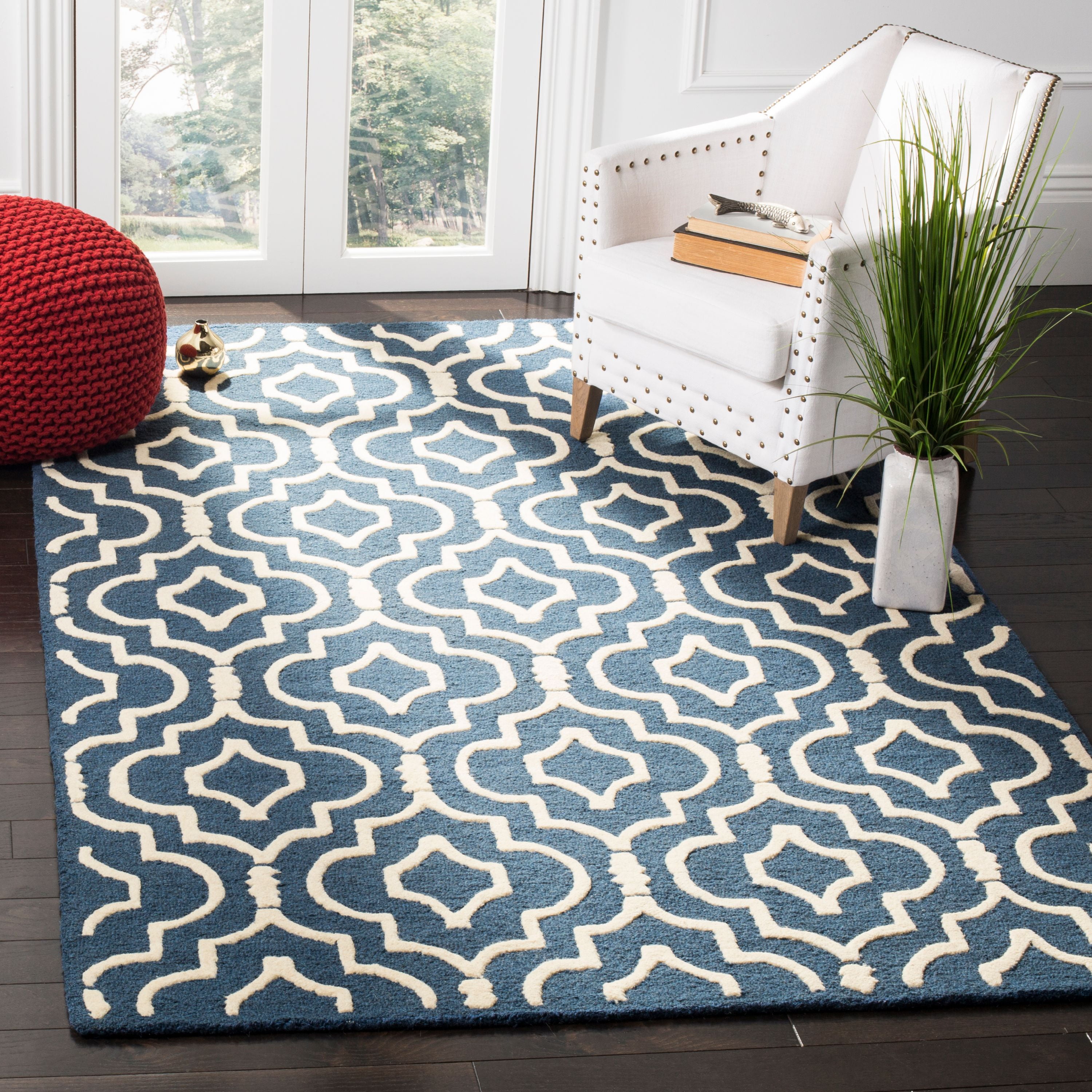 SAFAVIEH Cambridge Julian Geometric Wool Area Rug, Navy Blue/Ivory, 9 ...