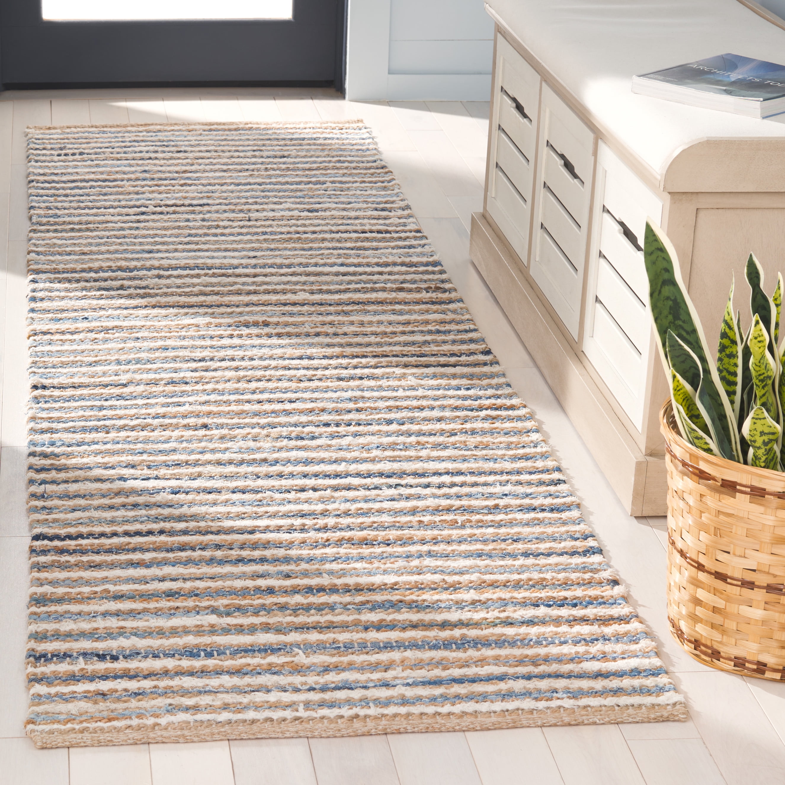 SAFAVIEH Cape Cod Jacinth Striped Runner Rug, Natural/Blue, 2'3" x 8 ...