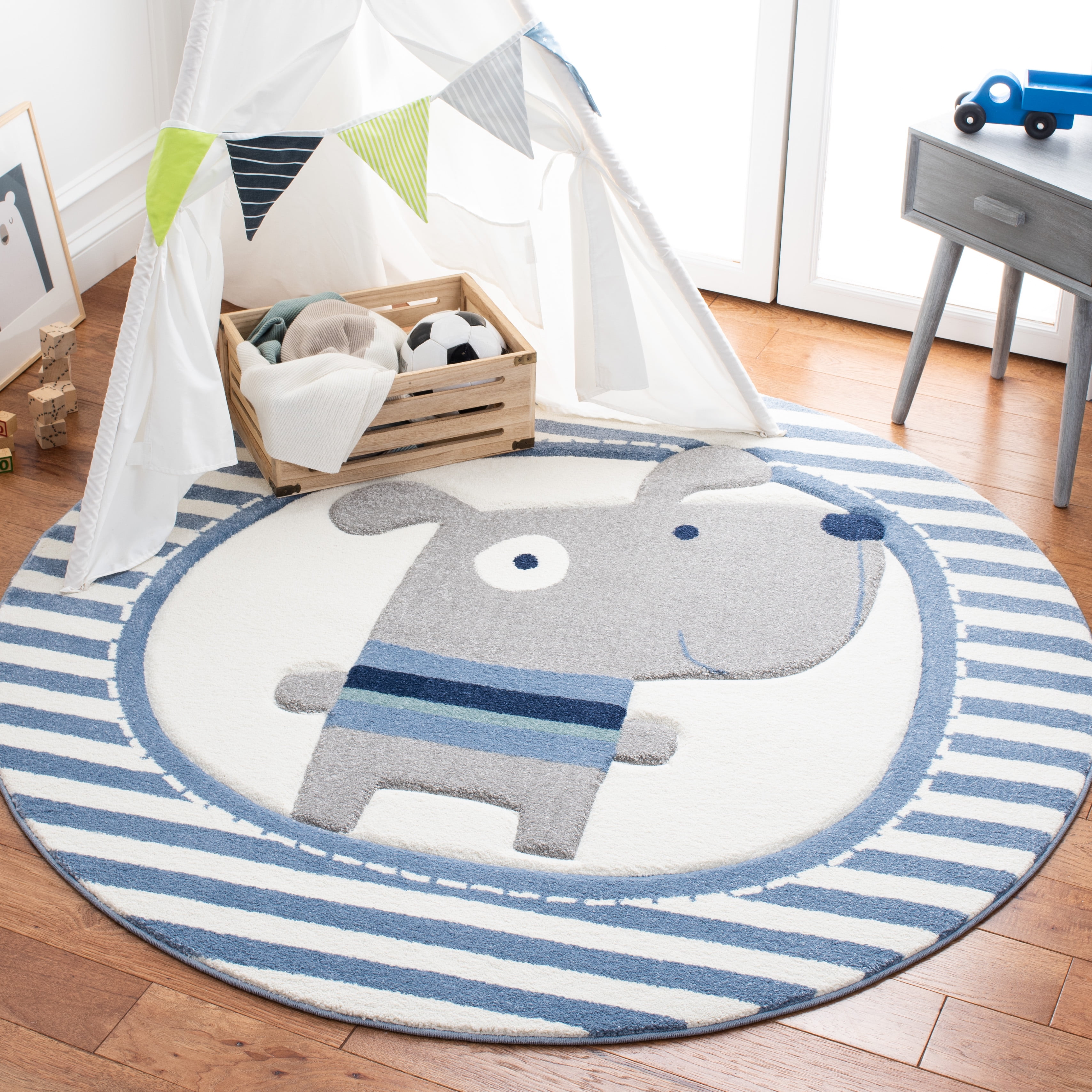 SAFAVIEH Carousel Kids Orpa The Dog Area Rug, Ivory/Blue, 5'3" x 5'3 ...