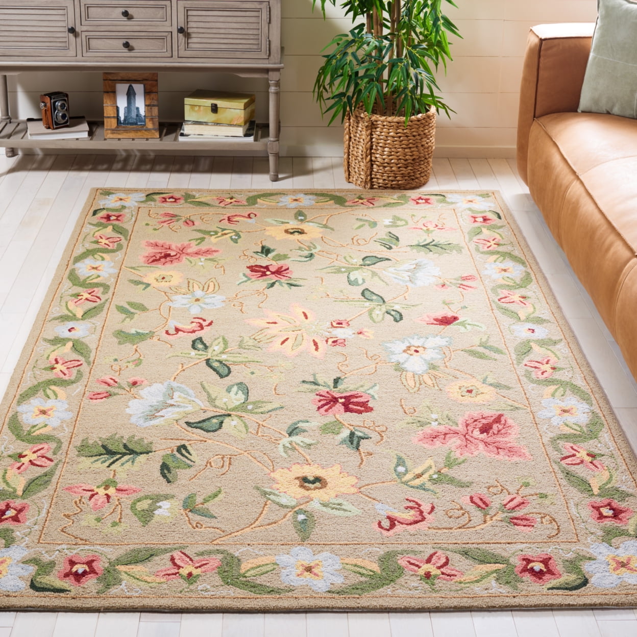 SAFAVIEH Chelsea Gisselle Bordered Wool Area Rug, Beige, 7' x 7' Round ...