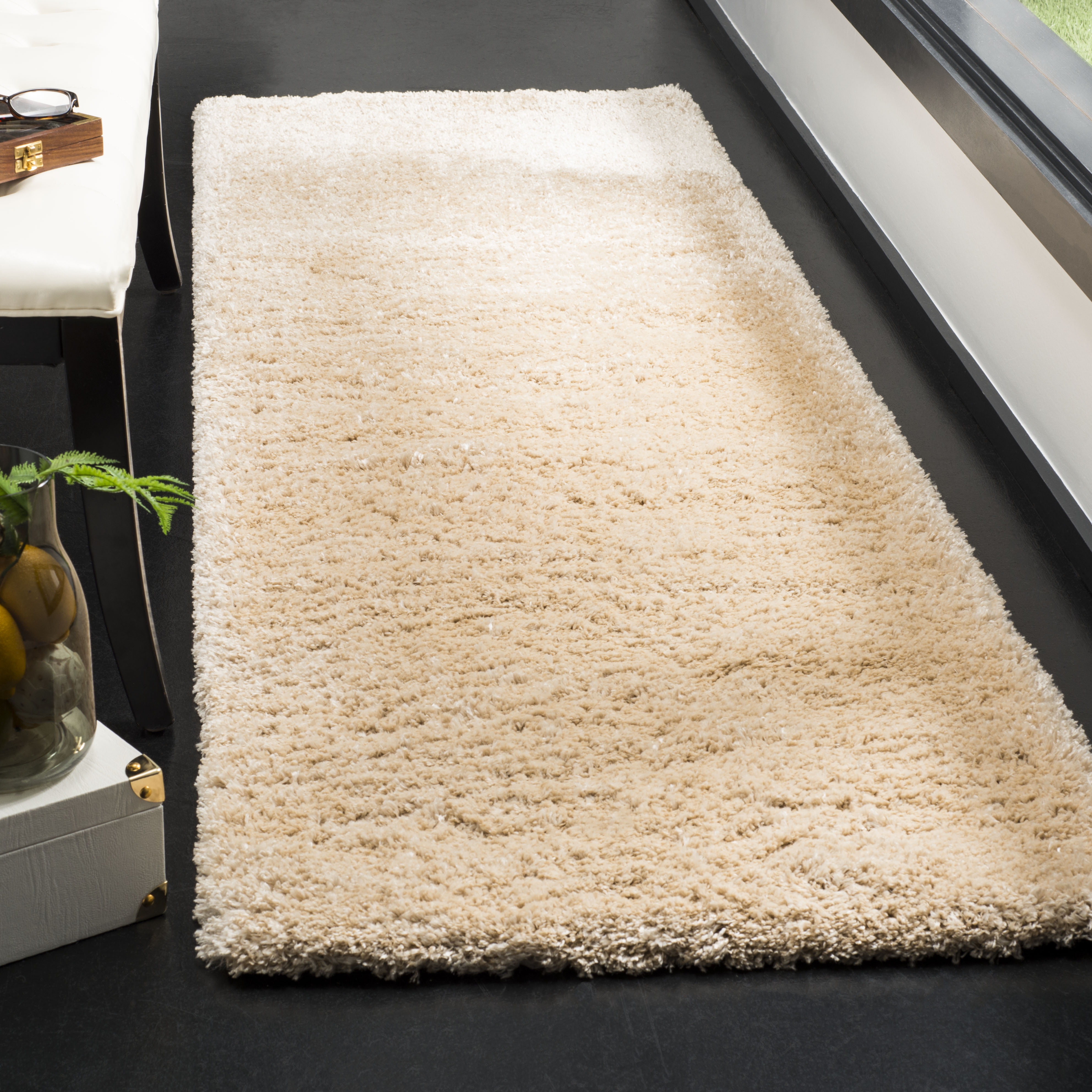 SAFAVIEH Colorado Tarek Solid Shag Runner Rug, Champagne, 2'3" x 8 ...