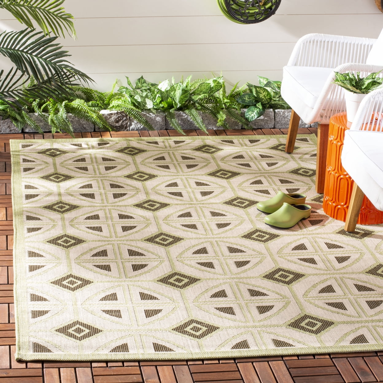 SAFAVIEH Courtyard Adam Geometric Indoor/Outdoor Area Rug, Beige/Sweet ...