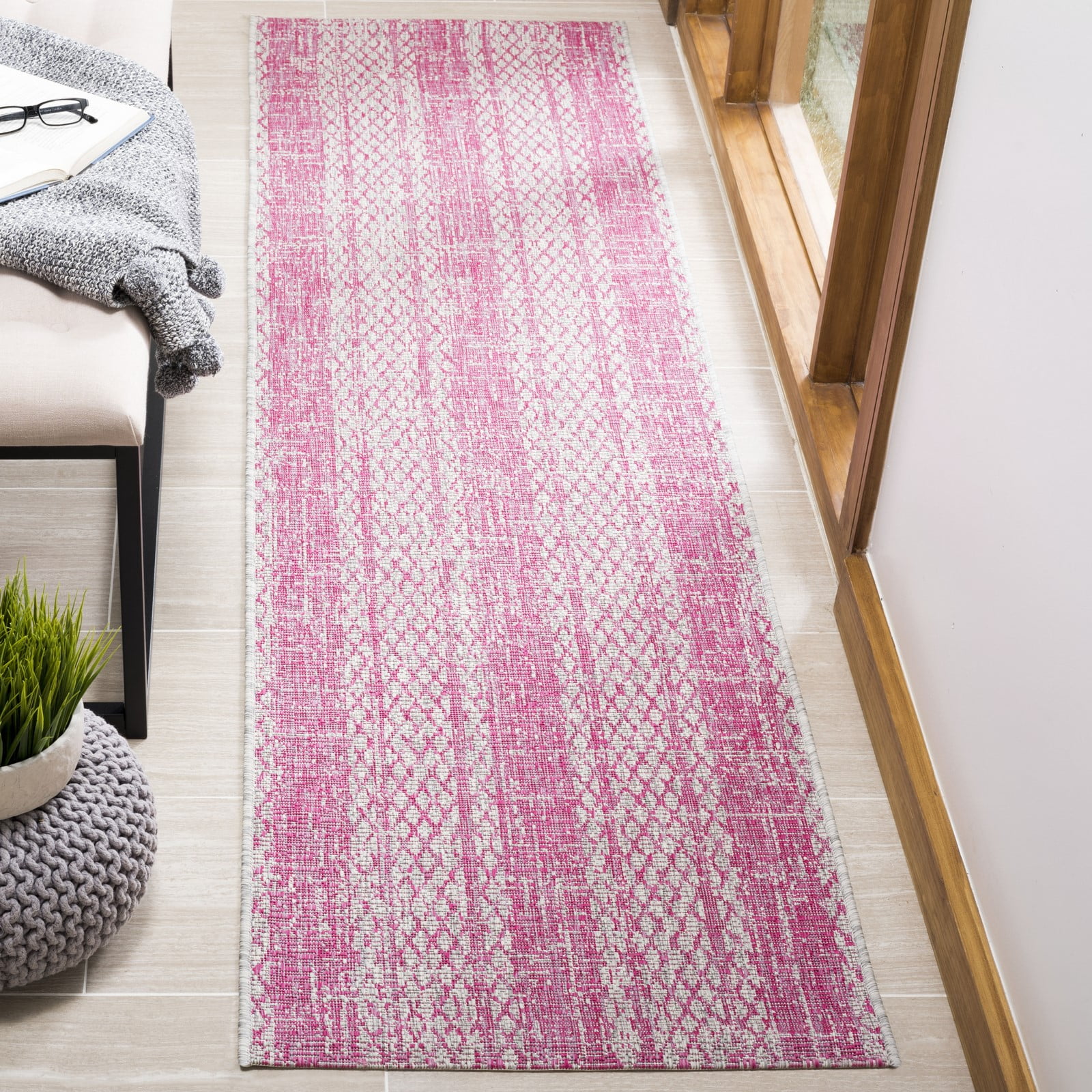 SAFAVIEH Courtyard Robert Striped Indoor/Outdoor Runner, 2'3" x 6'7 ...