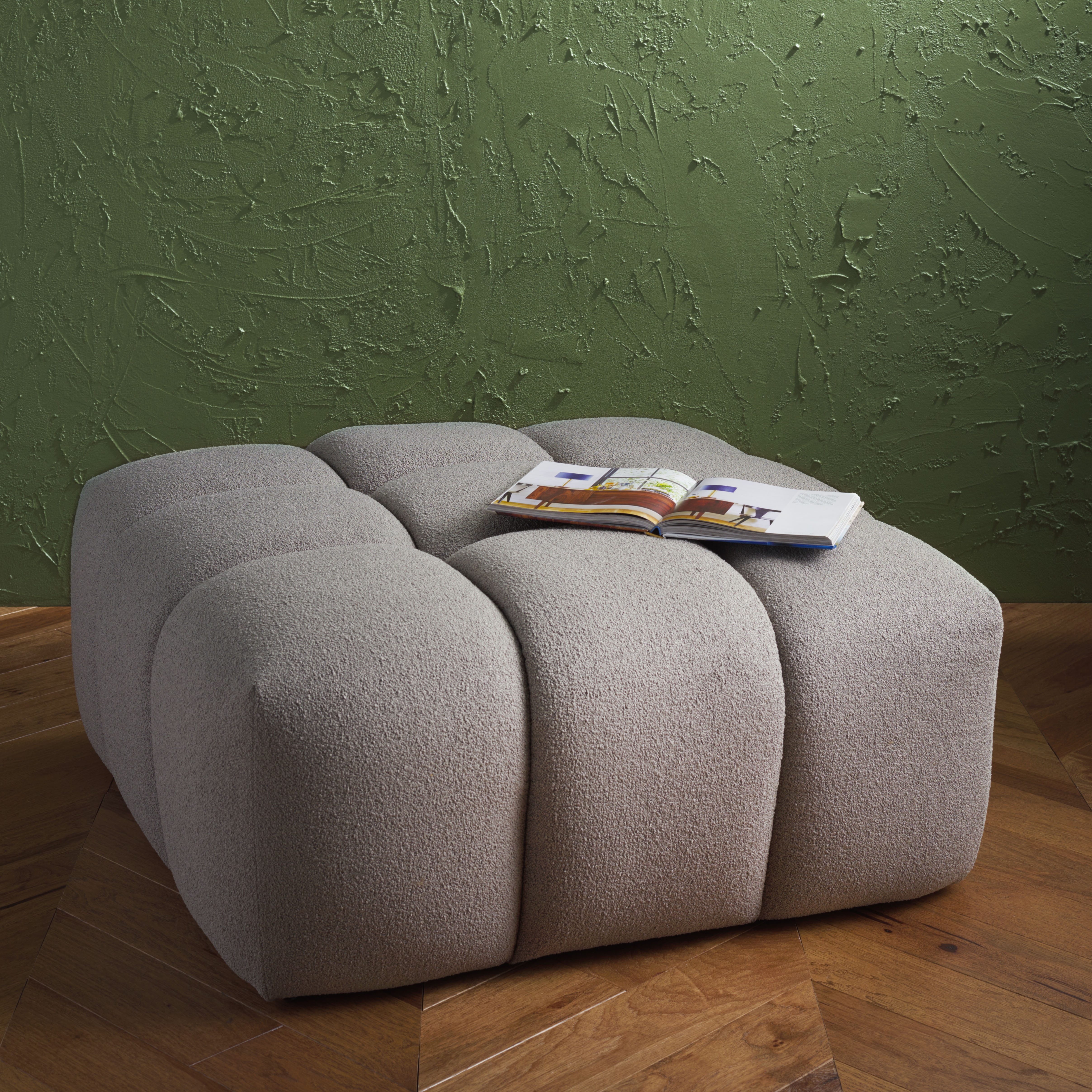 SAFAVIEH Couture Petryna Modern Boucle Tufted Cocktail Ottoman, Grey ...