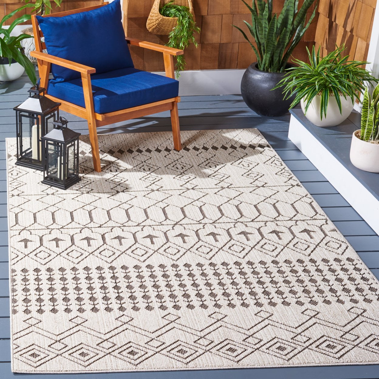 SAFAVIEH Global Antilla Diamond Indoor/Outdoor Area Rug, Beige/Dark ...