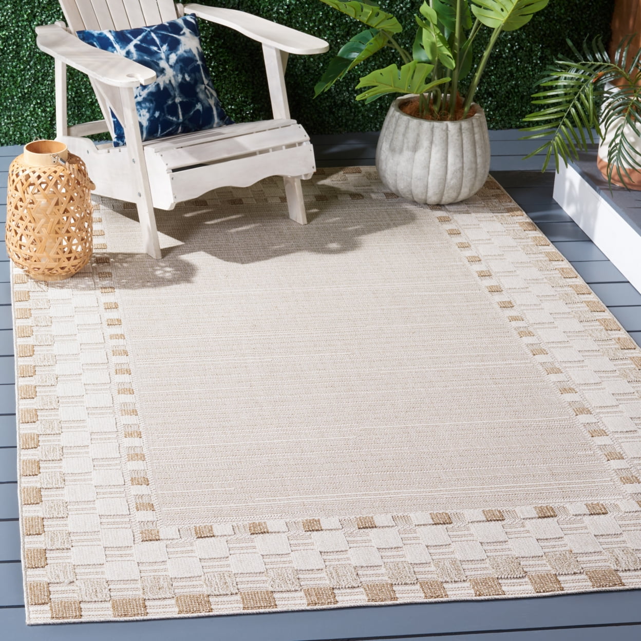 SAFAVIEH Global Daley Bordered Indoor/Outdoor Area Rug, Beige/Light ...