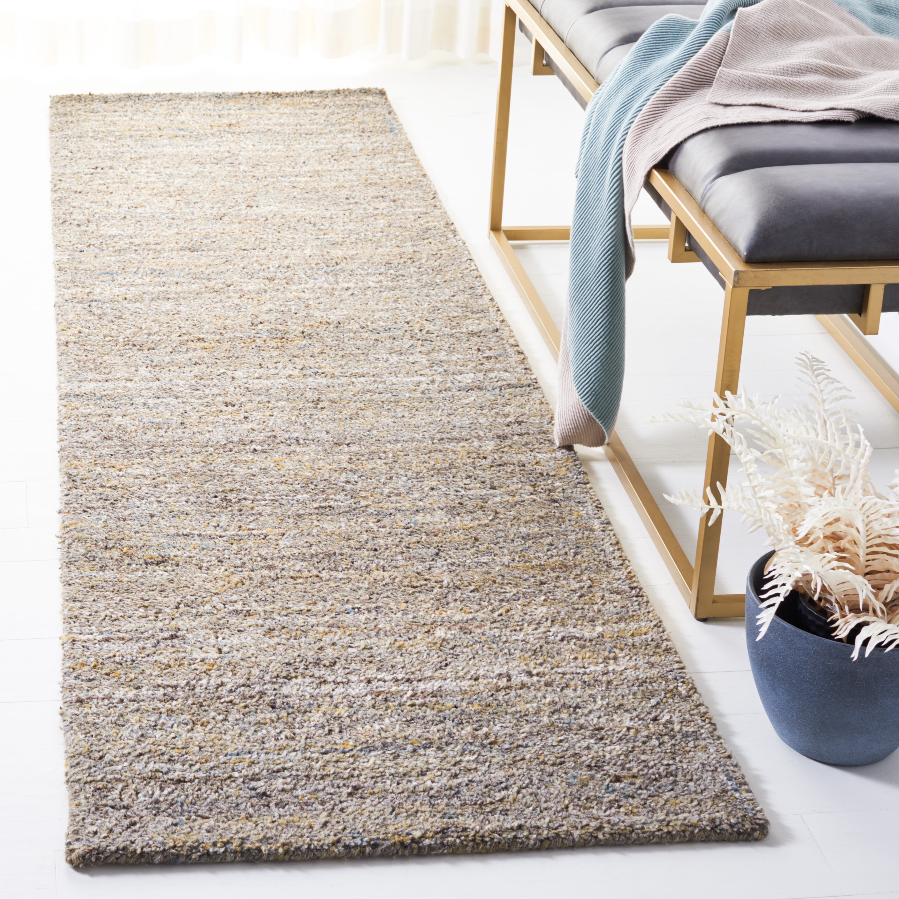 Safavieh Himalaya Flanagan Solid Runner Rug, Gray/Olive, 2'3