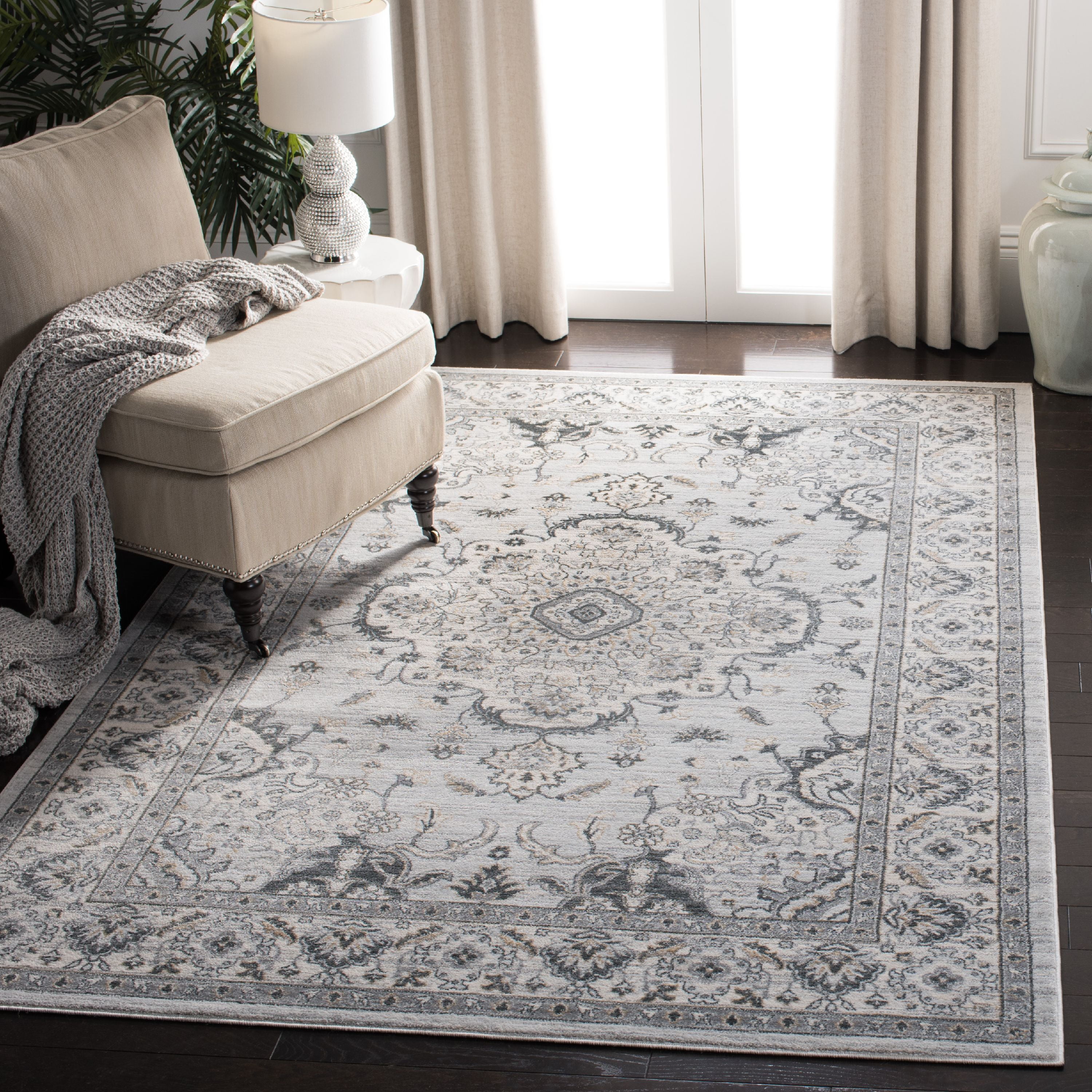 SAFAVIEH Isabella Tamzen Floral Bordered Area Rug, Light Grey/Cream, 5 ...