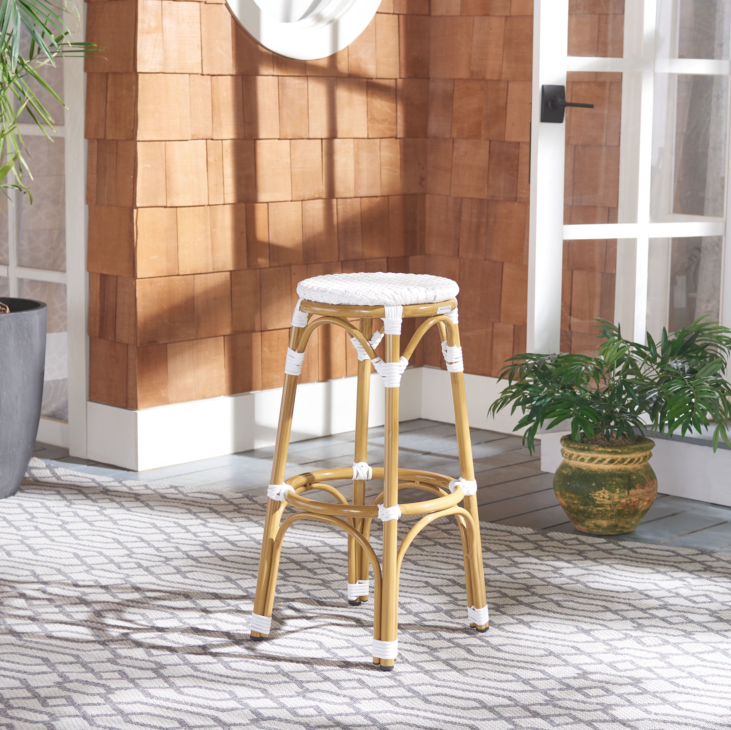 SAFAVIEH Kipnuk Outdoor Patio Rattan Bar Stool White Walmart