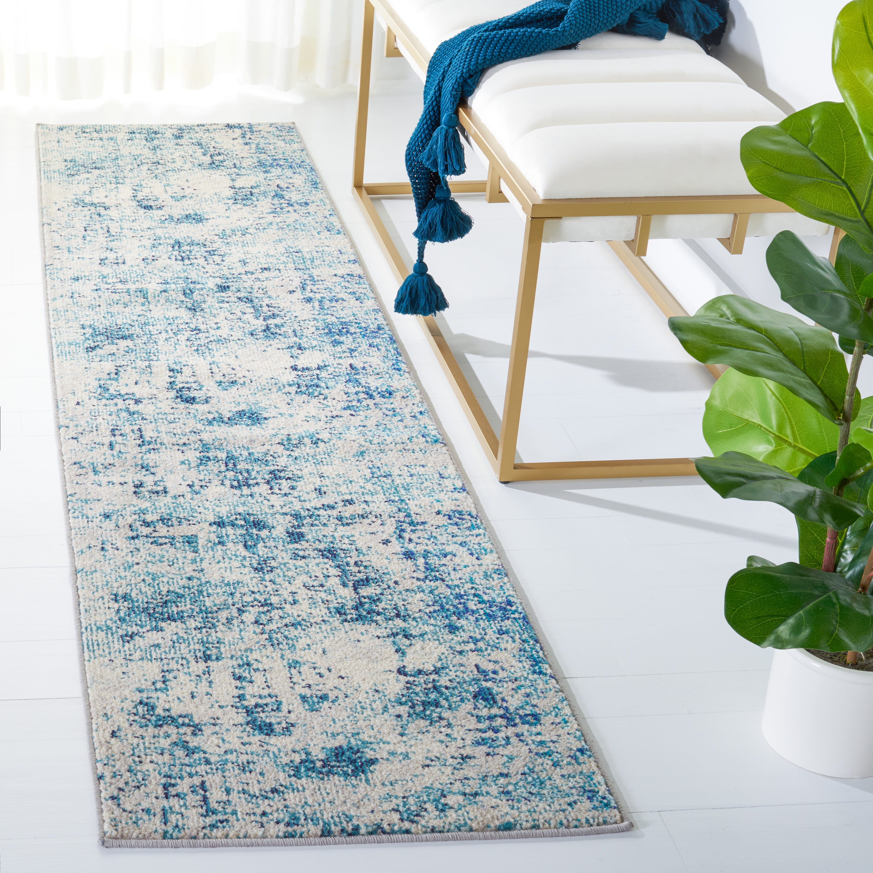 SAFAVIEH Madison Flowers Vintage Abstract Runner Rug, Ivory/Turquoise ...