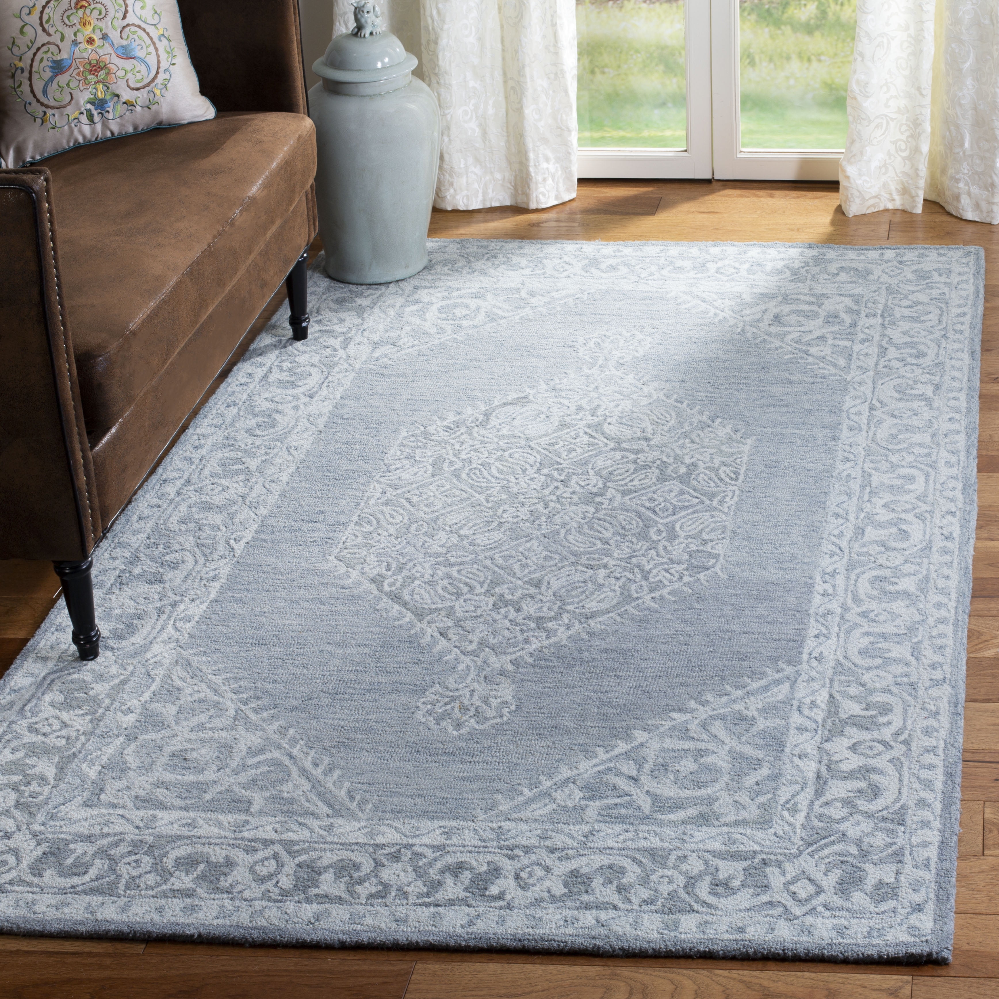 SAFAVIEH Micro-Loop Jeremy Floral Bordered Area Rug, Grey, 8' x 10 ...