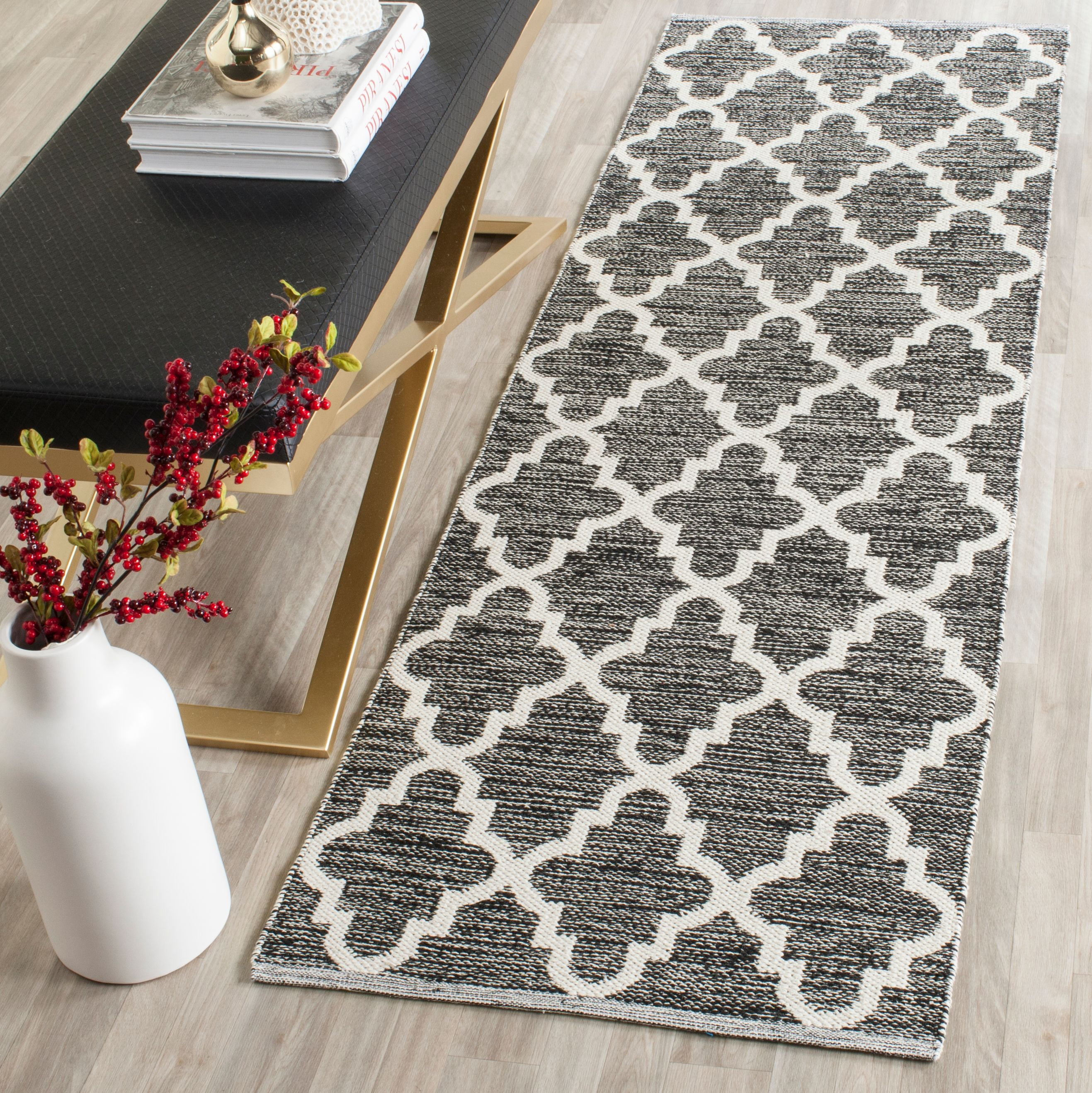 SAFAVIEH Montauk Crispian Geometric Quatrefoils Cotton Runner Rug ...