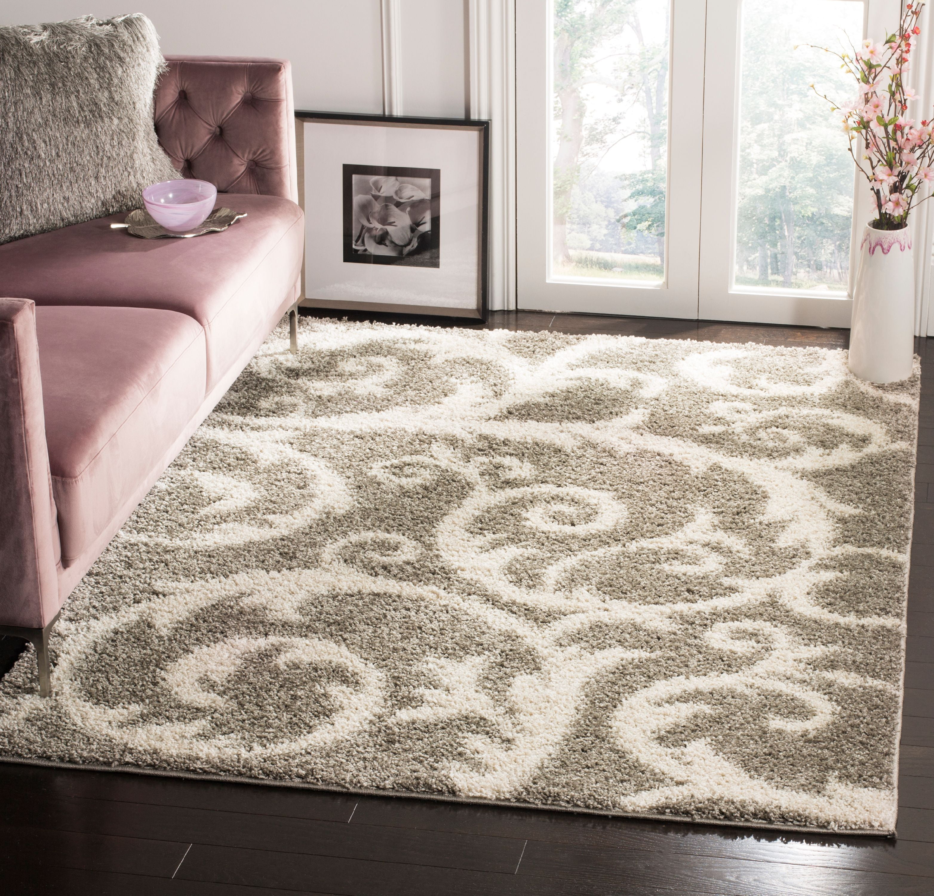 SAFAVIEH Tiana Flora Vines Area Rug - Light Grey 67 x 67 - Walmart.com