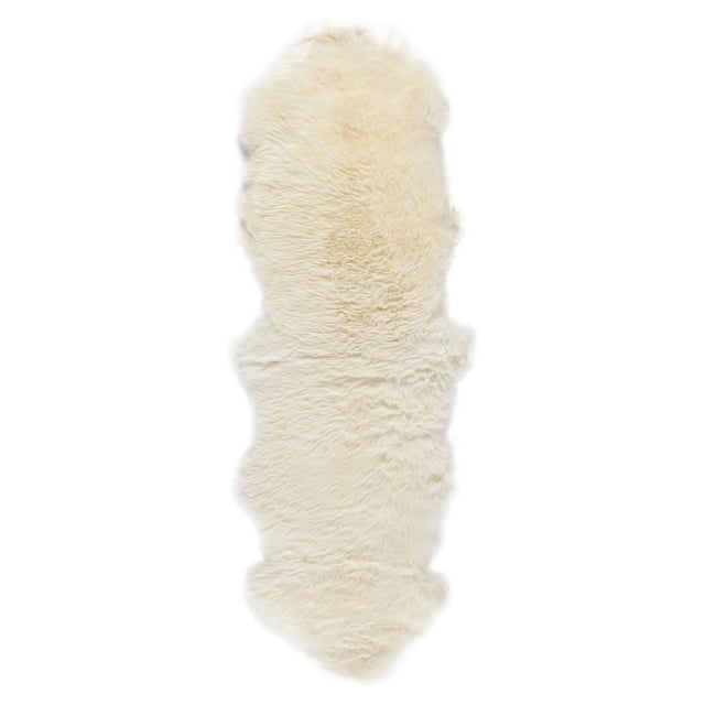 SAFAVIEH Sheep Skin Tiana Sheep Skin Area Rug, White, 5'5" x 7'7 ...