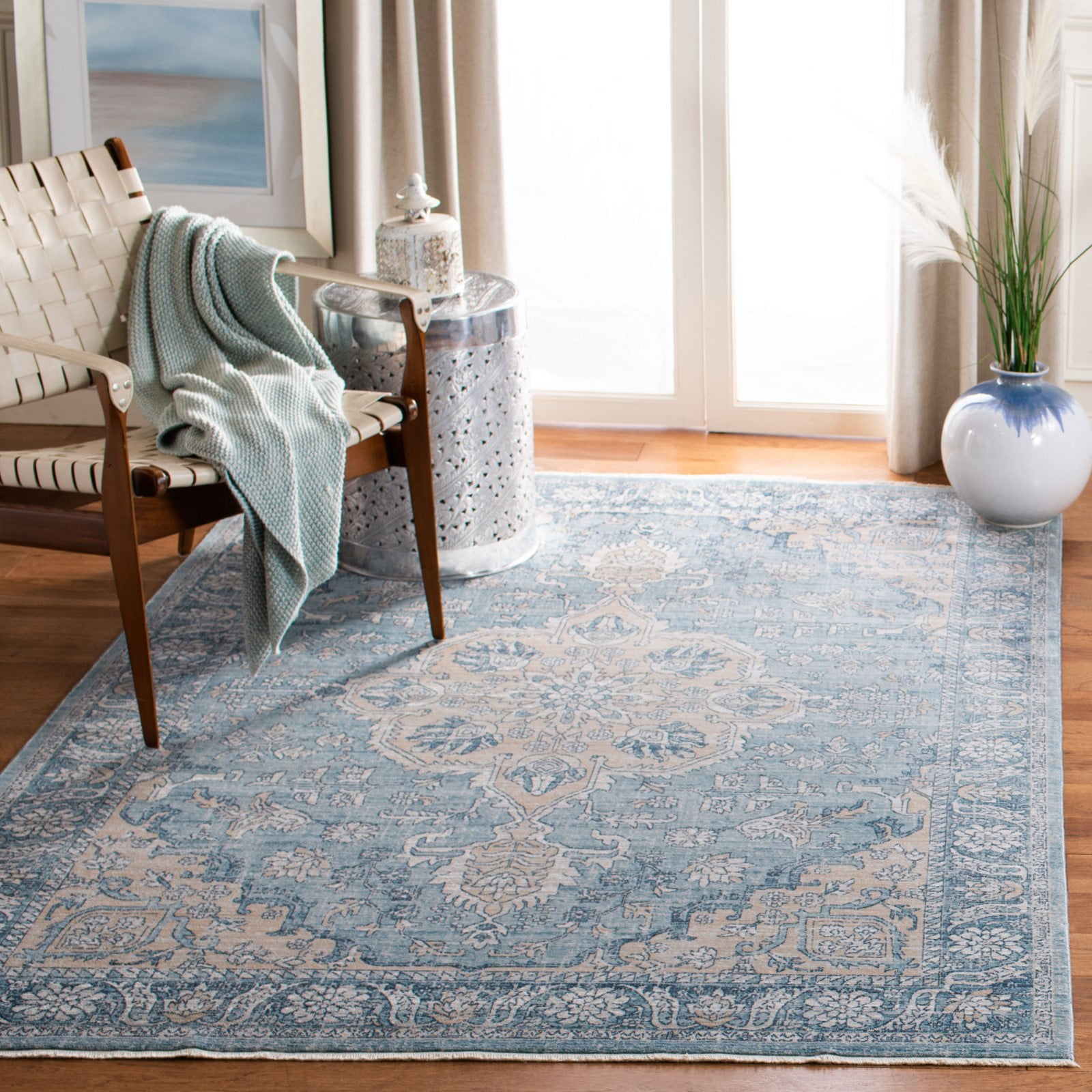 SAFAVIEH Victoria Jackalyn Floral Bordered Area Rug, Blue/Grey, 2'2" x ...