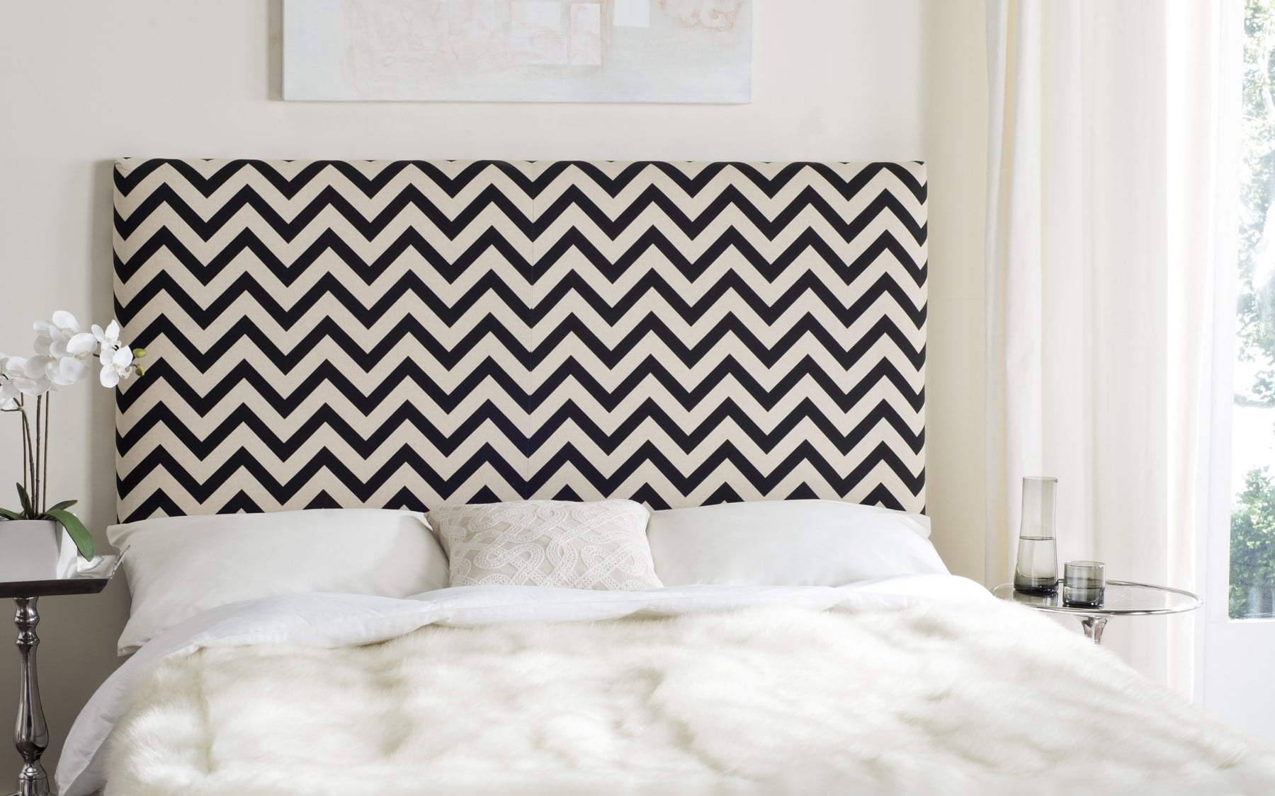 SAFAVIEH Ziggy Chevron Stripes Upholstered Headboard, King, Black/White Zig Zag - Walmart.com