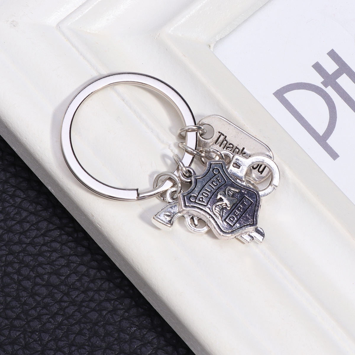 SASABAXI 5 Metal Keyrings Bag Pendant Keychain with Cuff Badge Shapes ...