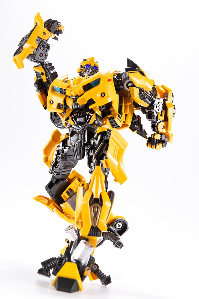 SCI-FI Revoltech Bumblebee No.BB01 125 mm（12" Scale） PVC Figure ...