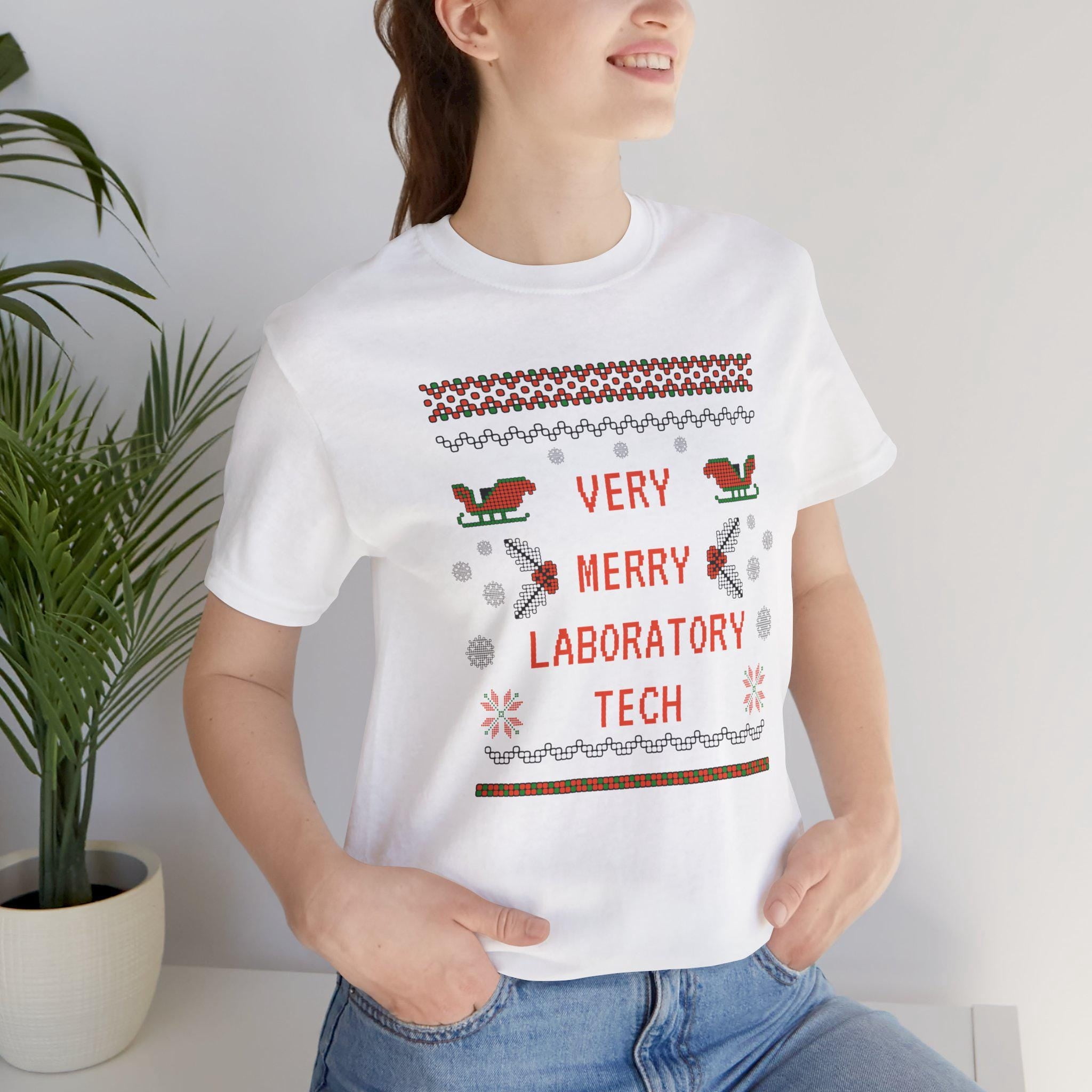 SEIKEMS Very merry laboratory tech, phlebotomist christmas shirt. funny ...
