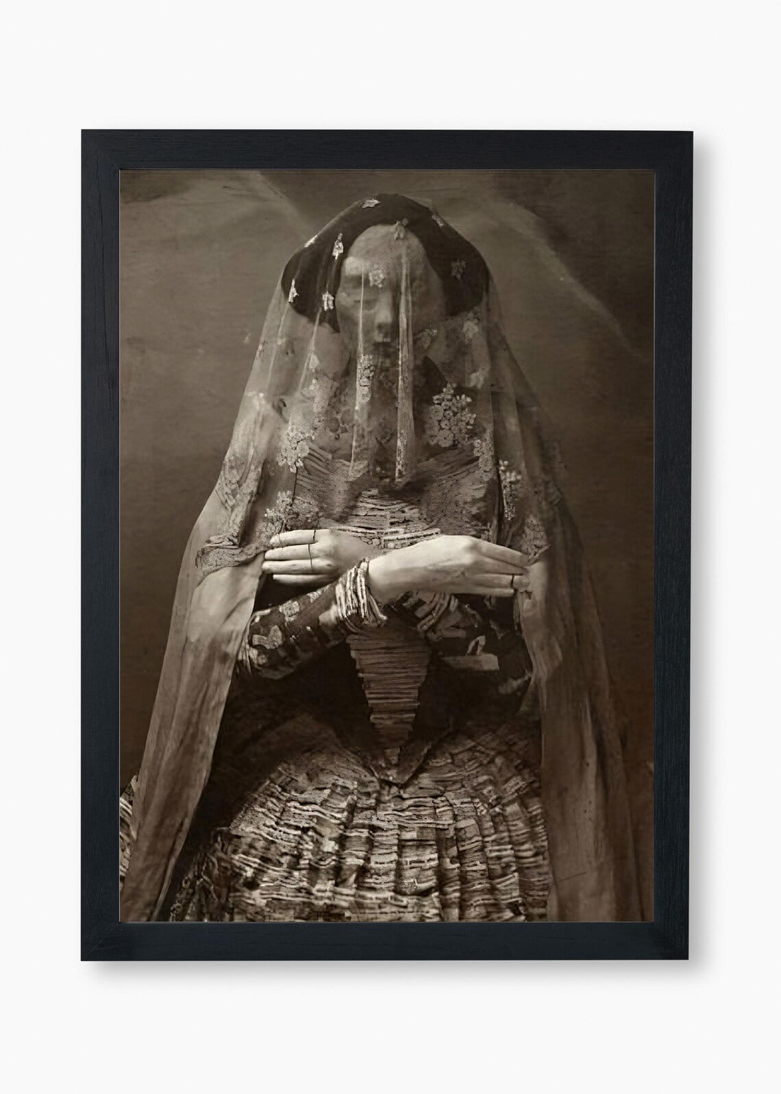 SEPT Woman In Death With Attire And Veil, Victorian Digital Art Print ...