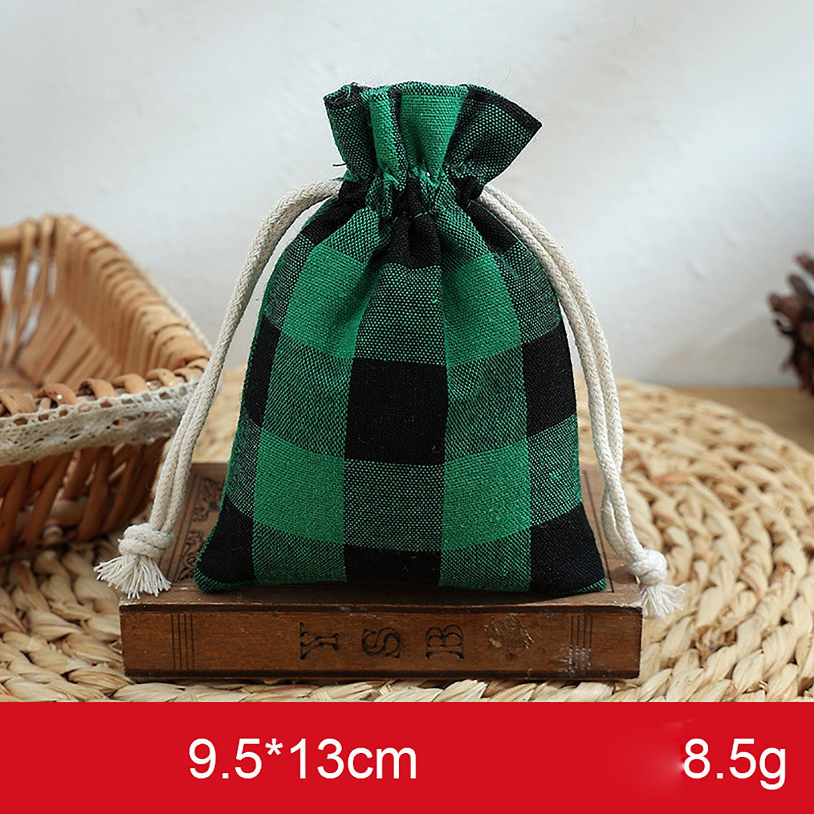 SHIMELE Christmas Flannel Gift Bag - Drawstring Candy Pouch - Festive ...