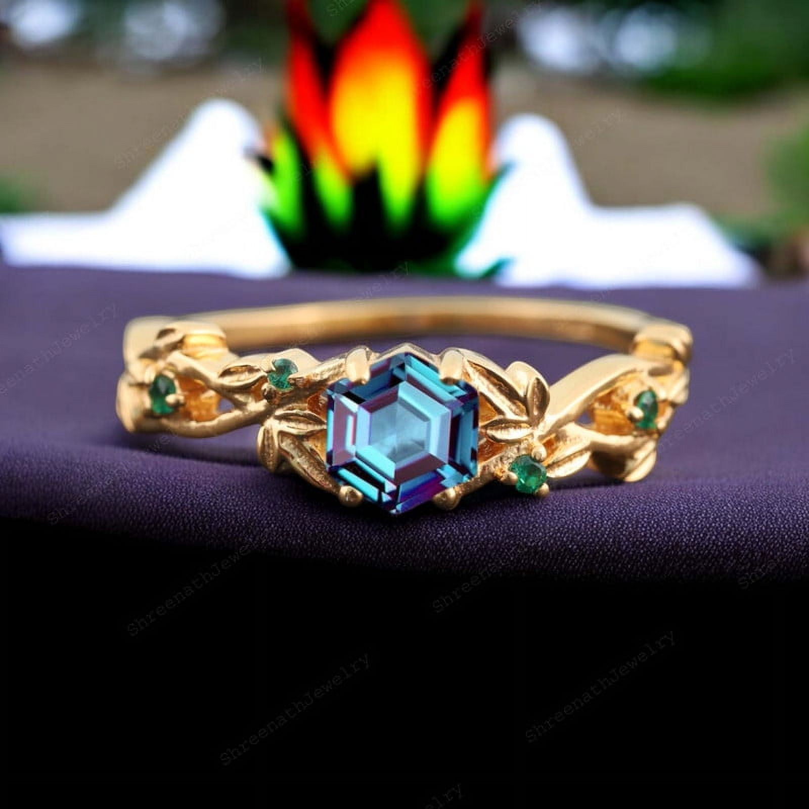 SHREENATHJEWELRY 6MM / 1Ct Alexandrite Engagement Ring- Emerald ...