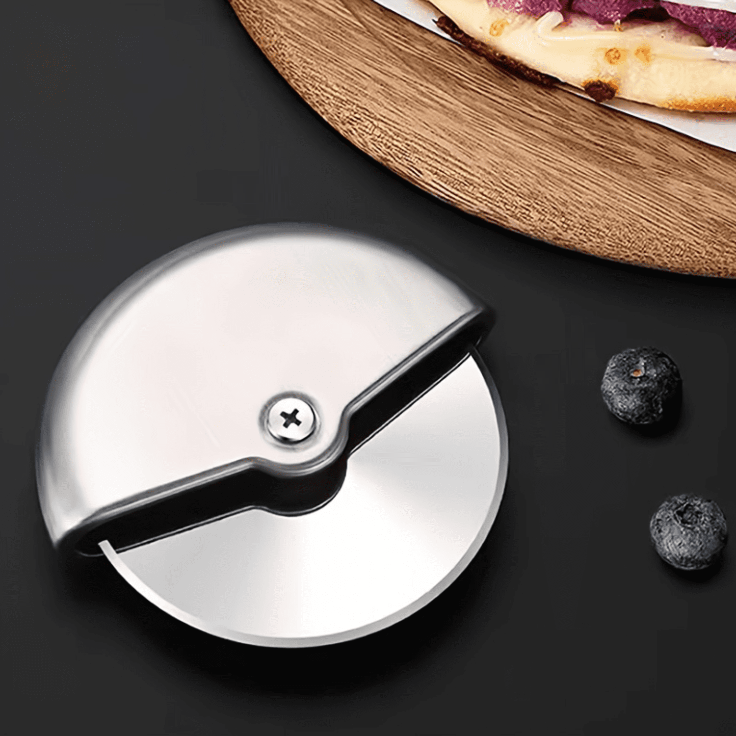 SHZHHFKJCX Rotating Sharp Stainless Steel Pizza Slicer with Protective ...