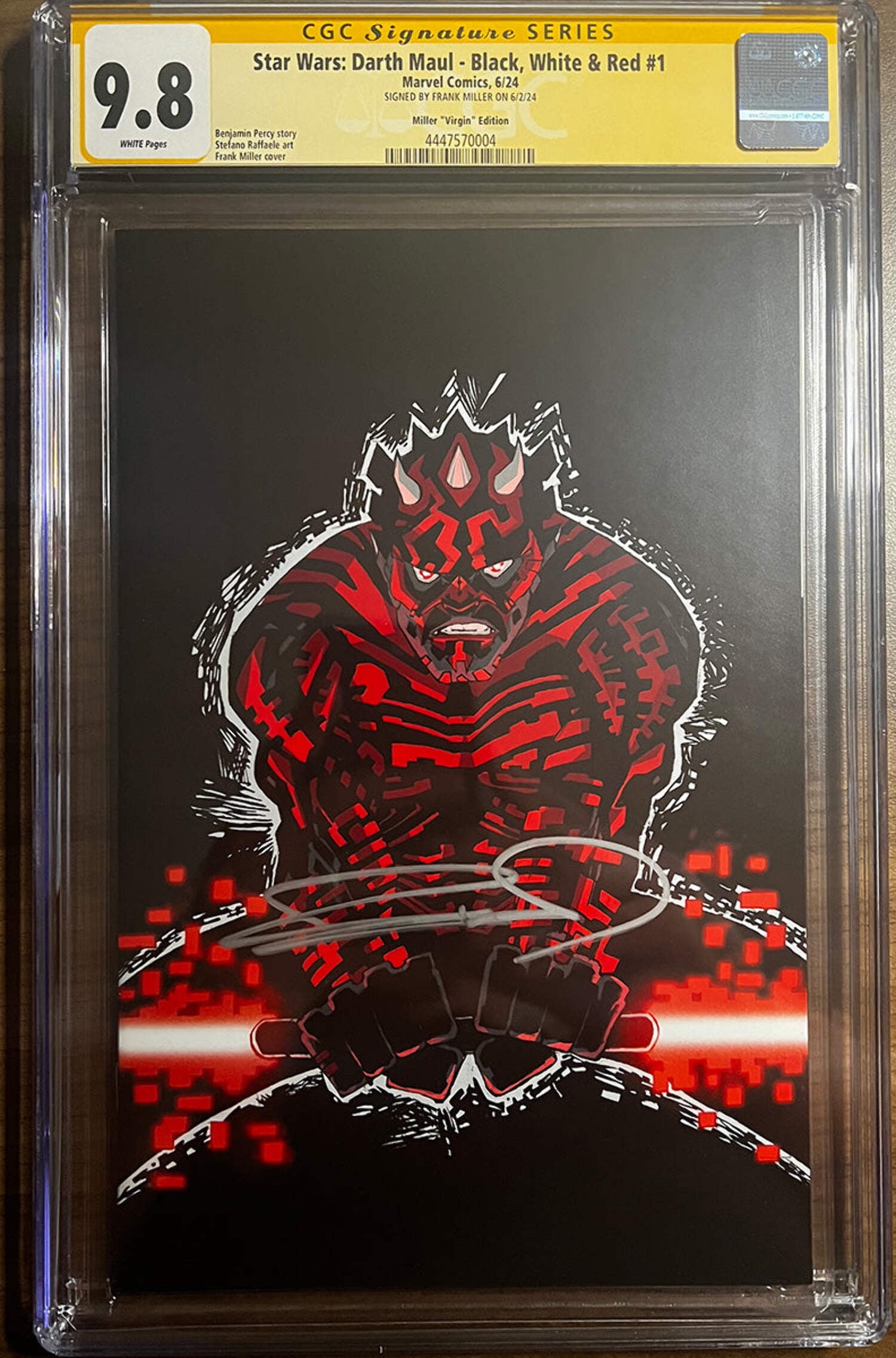 [SIGNED BY FRANK MILLER] [CGC 9.8 YELLOW LABEL] STAR WARS: DARTH MAUL ...