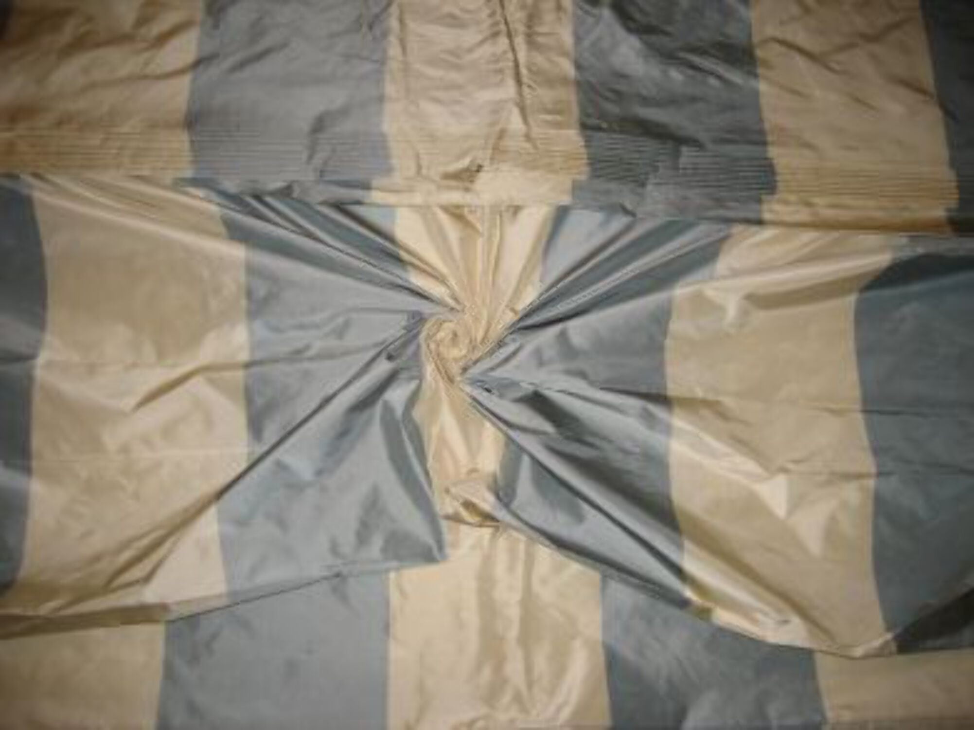 SILK TAFFETA FABRIC -Cloudy blue and ivory colour horizontal stripes ...