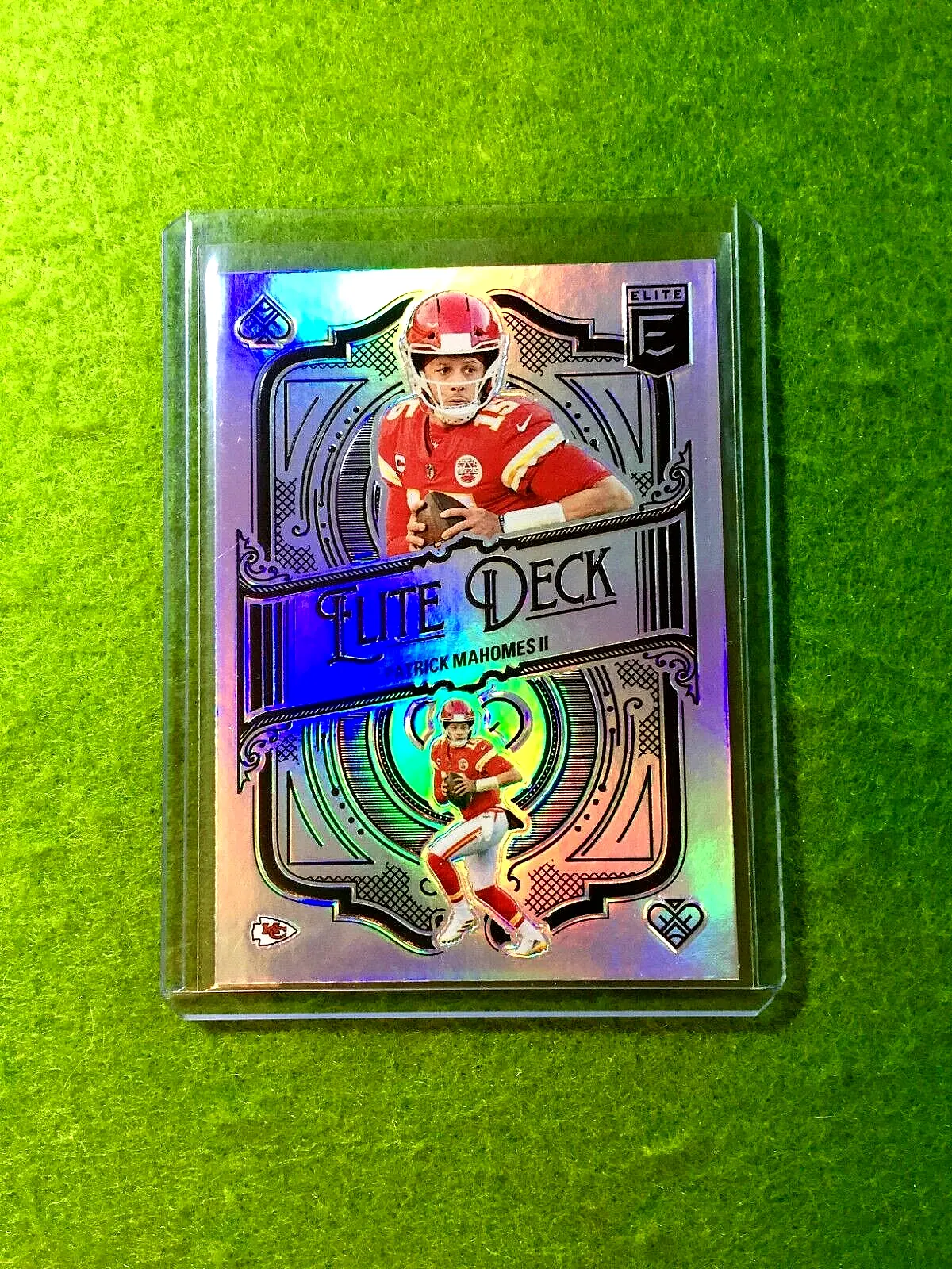 SILVER PRIZM Patrick Mahomes CARD KC CHIEFS 2022 Elite PATRICK MAHOMES ...