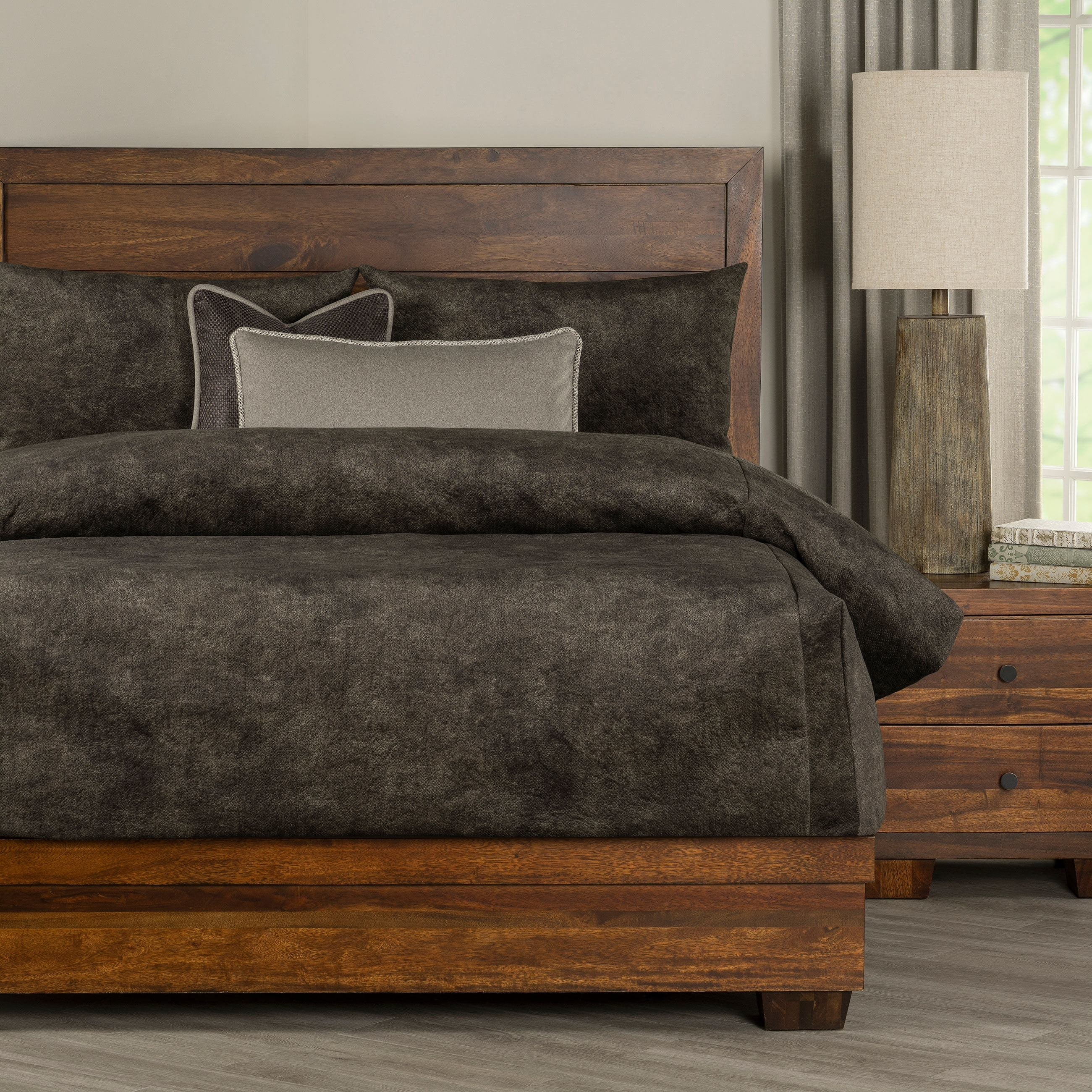 SIScovers Tall Tale Embossed Bed Cap Comforter Set with Sewn Corners ...