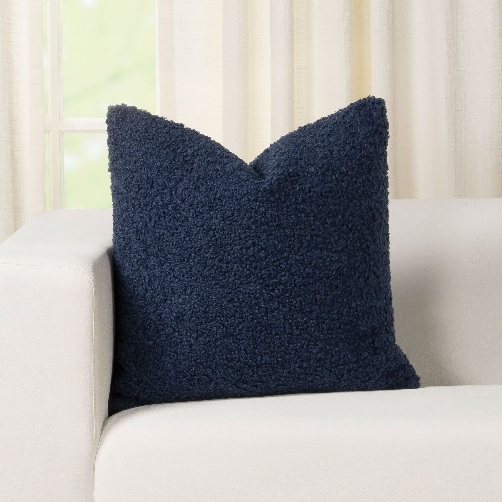 SIScovers Tiffany Boucle Textured Throw Pillow 16 x 16 - Indigo ...