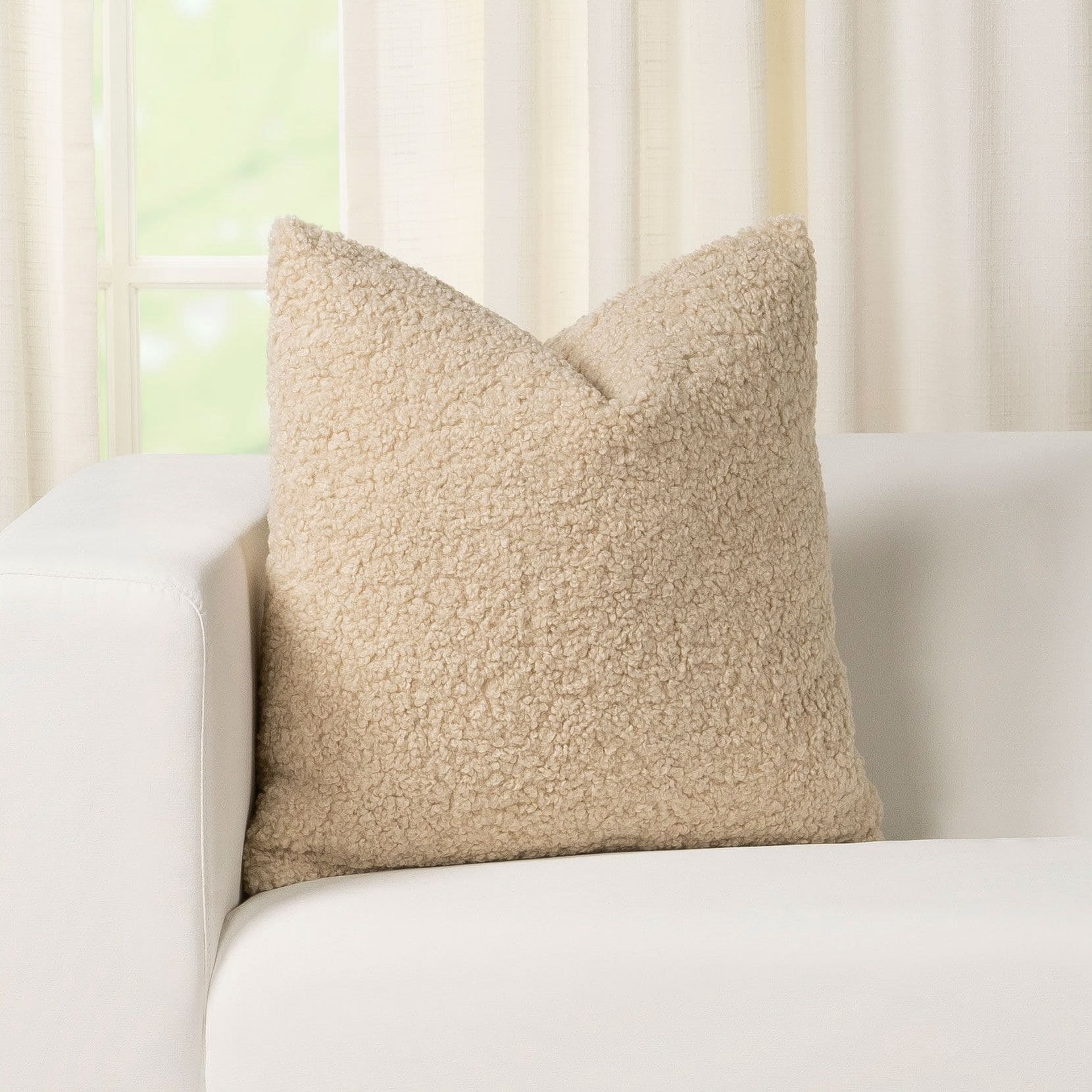 SIScovers Decorative Tiffany Boucle Textured Throw Pillow, Linen, 22 x ...
