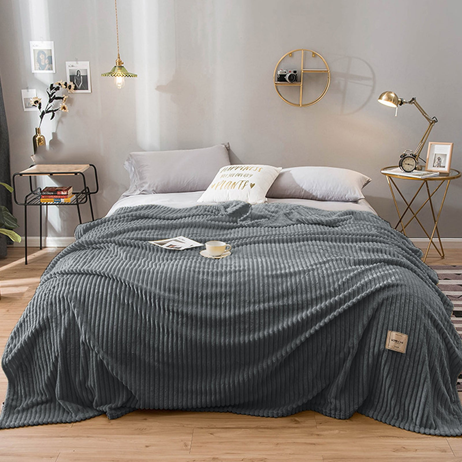 SIfdSeng King Size Blankets for Bed Lightweight Soft Hugging Blanket Is ...