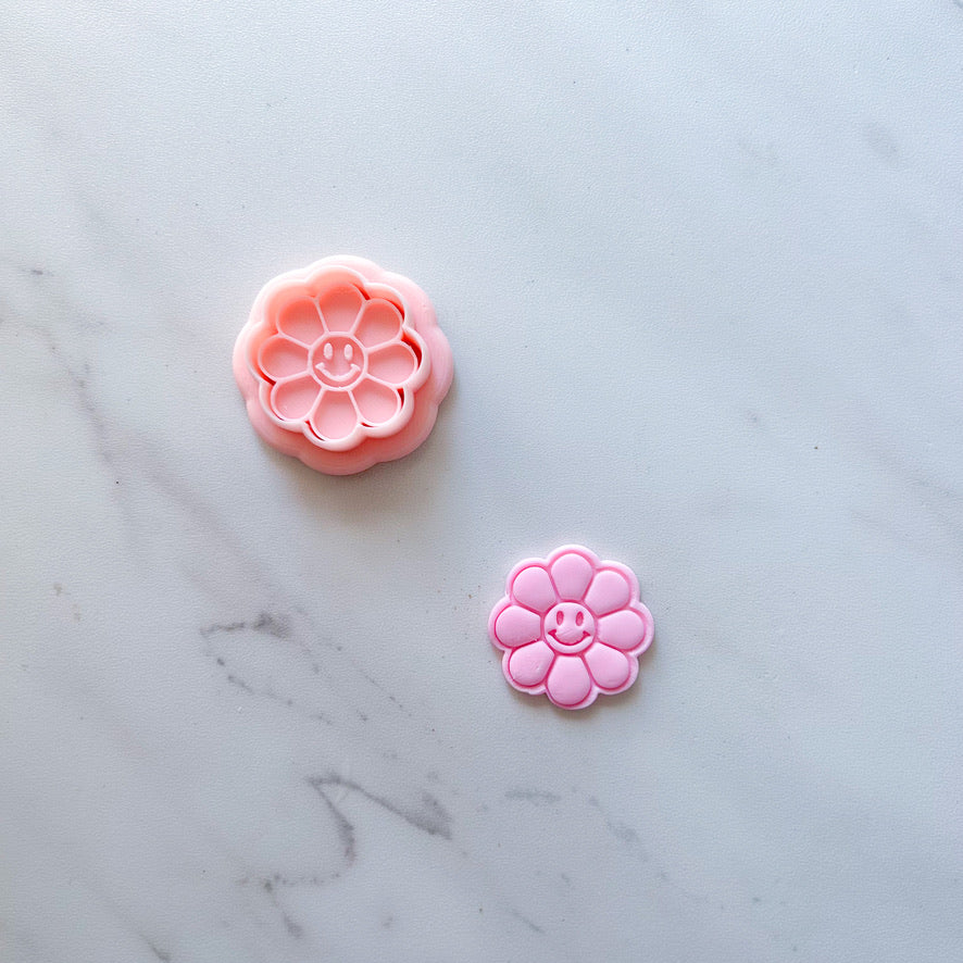 SMILEY FACE FLOWER EMBOSSER BY SAIDAS SWEETS - Walmart.com